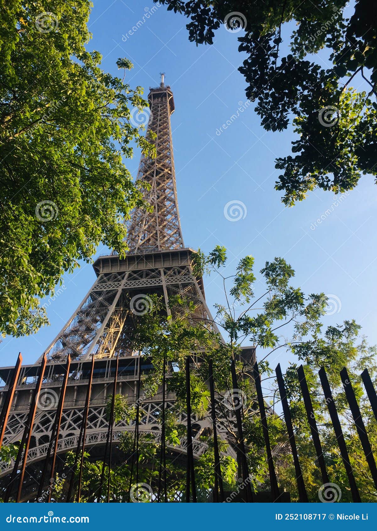Pairs stock image. Image of tower, eiffel, romantic - 252108717