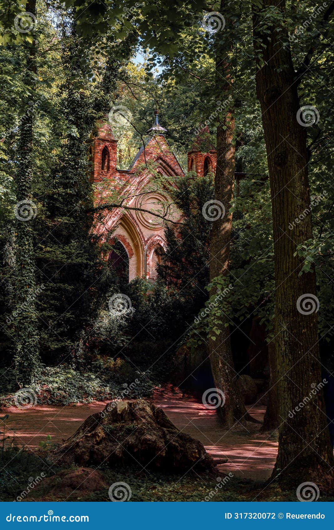 Romantic Park in Arkadia, Poland Stock Photo - Image of castle, garden ...