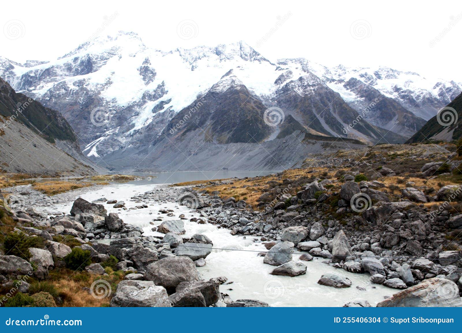 Romantic Place in Mount Cook Stock Photo - Image of park, peak: 255406304