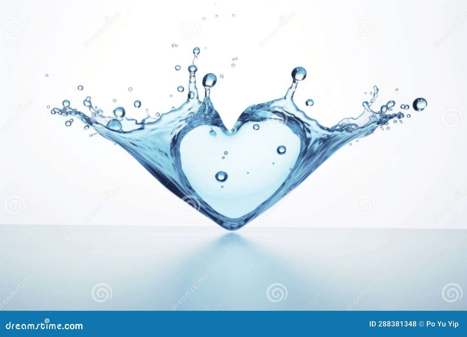 Romantic Water Splash Flowing in Heart Shape Stock Illustration ...