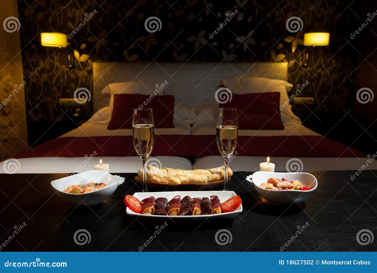 Romantisch Diner in Een Luxueus Hotel Stock Foto - Image of garnalen ...