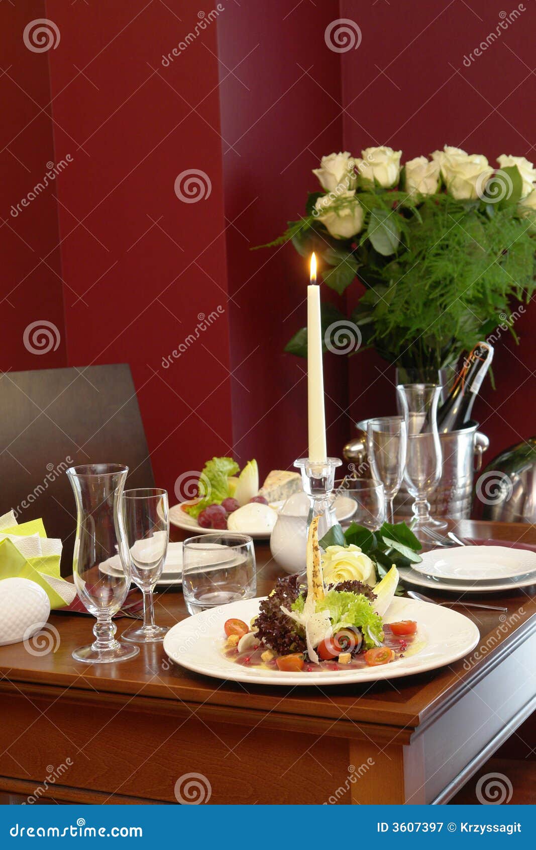 Romantisch Diner voor Twee stock afbeelding. Image of diner - 3607397