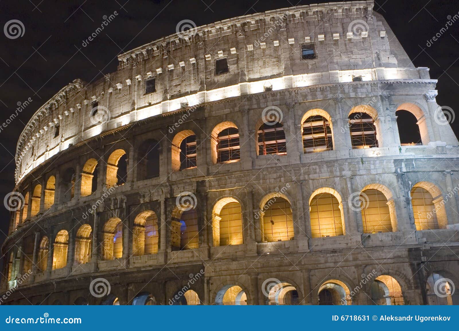 Rome Coliseum in the night stock image. Image of landmark - 6718631