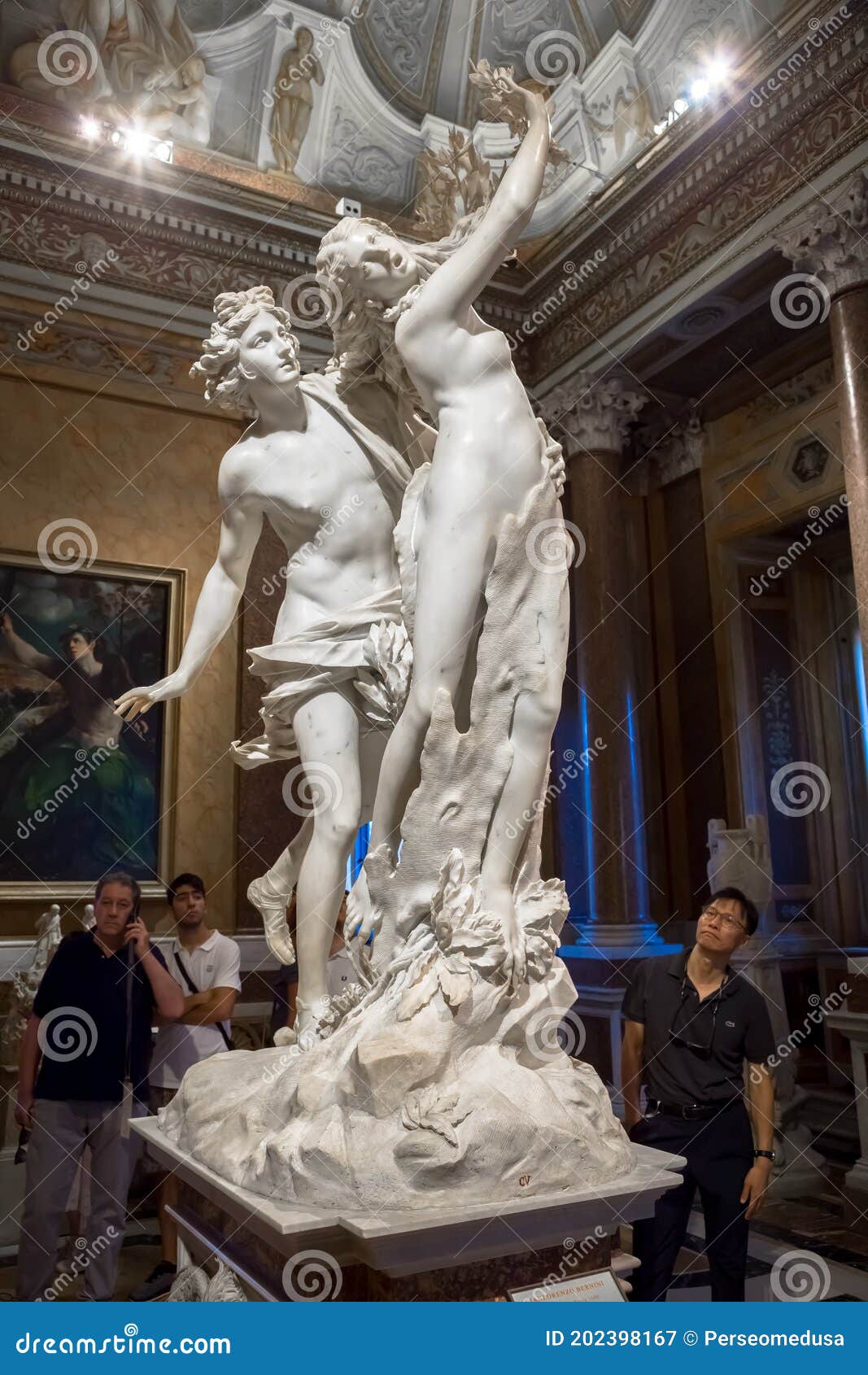 Bernini Statue: Apollo E Dafne Apollo and Daphne Editorial Photography ...