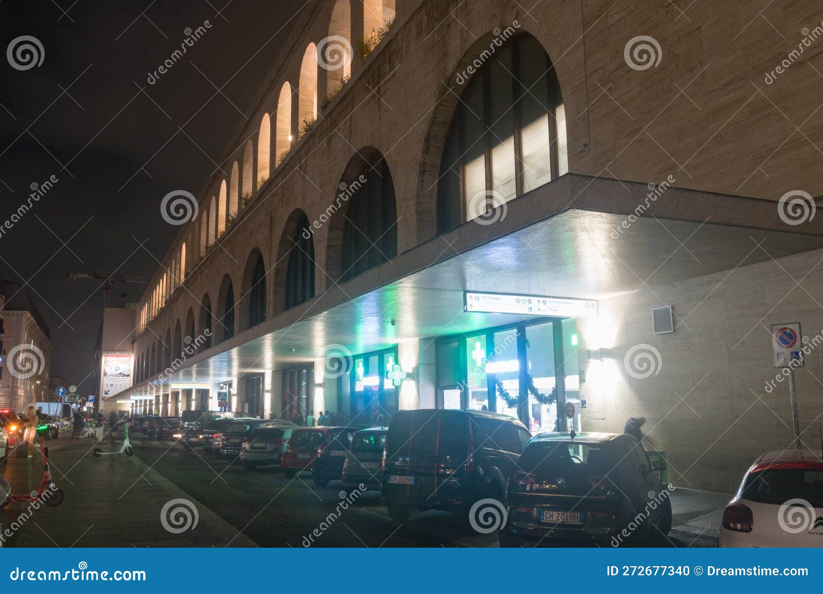 Rome Termini Train Station editorial image. Image of europe - 272677340