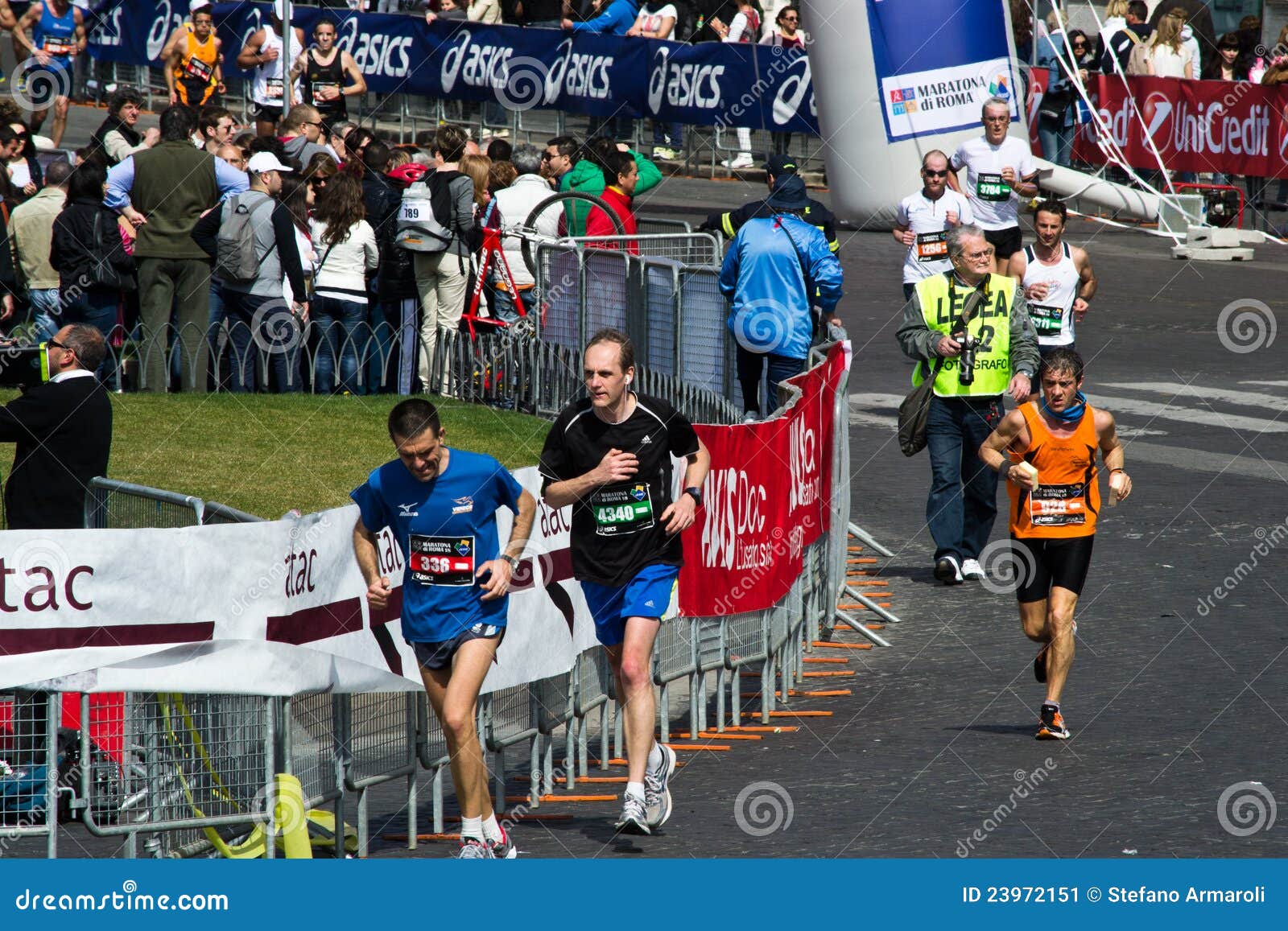 Rome Marathon editorial photo. Image of runners, italy - 23972151
