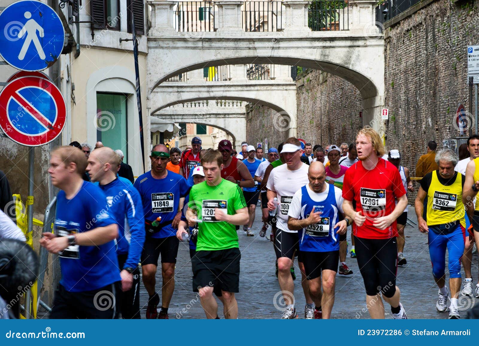 Rome Marathon editorial photo. Image of marathon, fatigue - 23972286