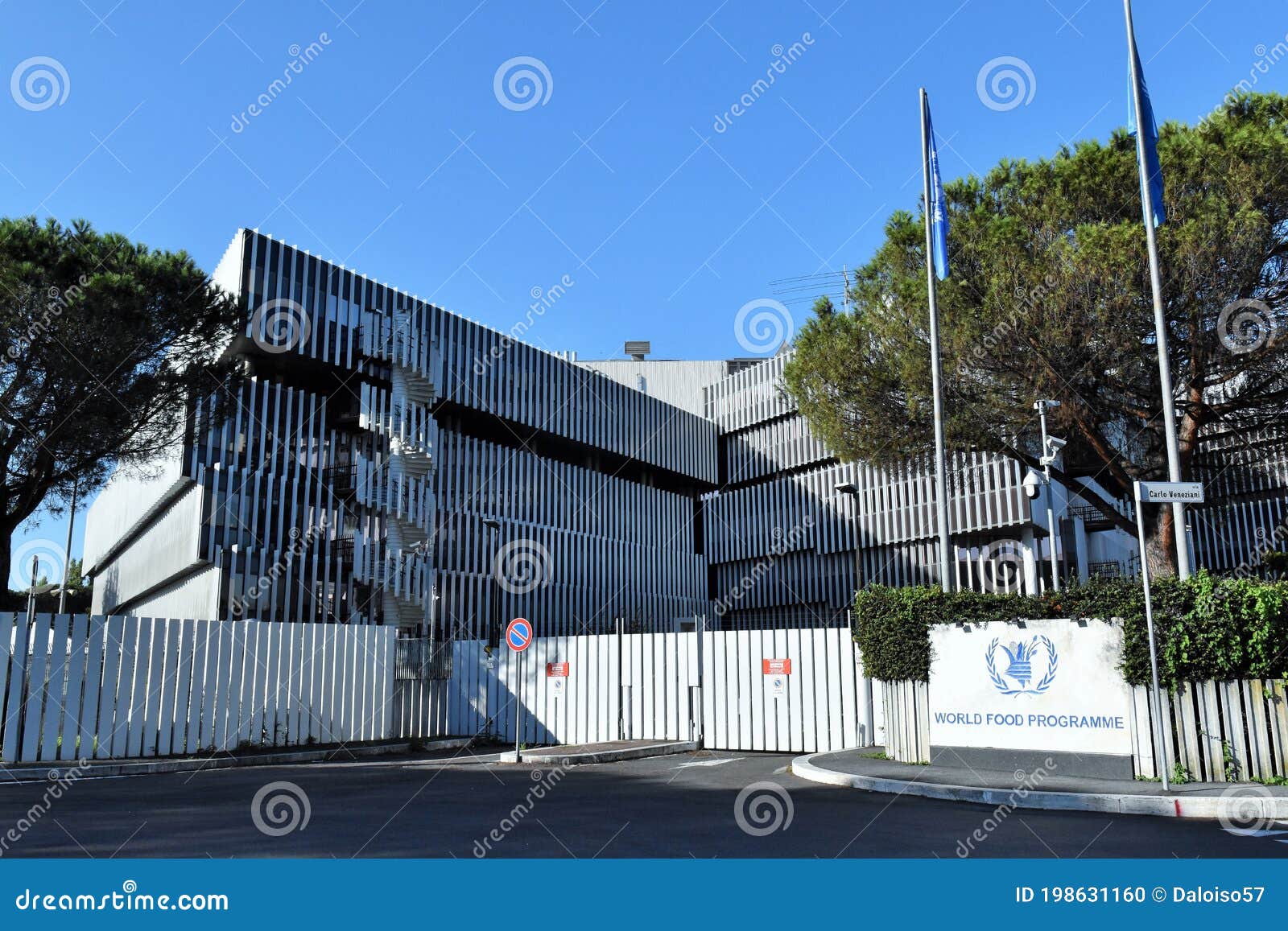 ROME OCTOBER 10 2020 editorial image. Image of jacket - 198631160