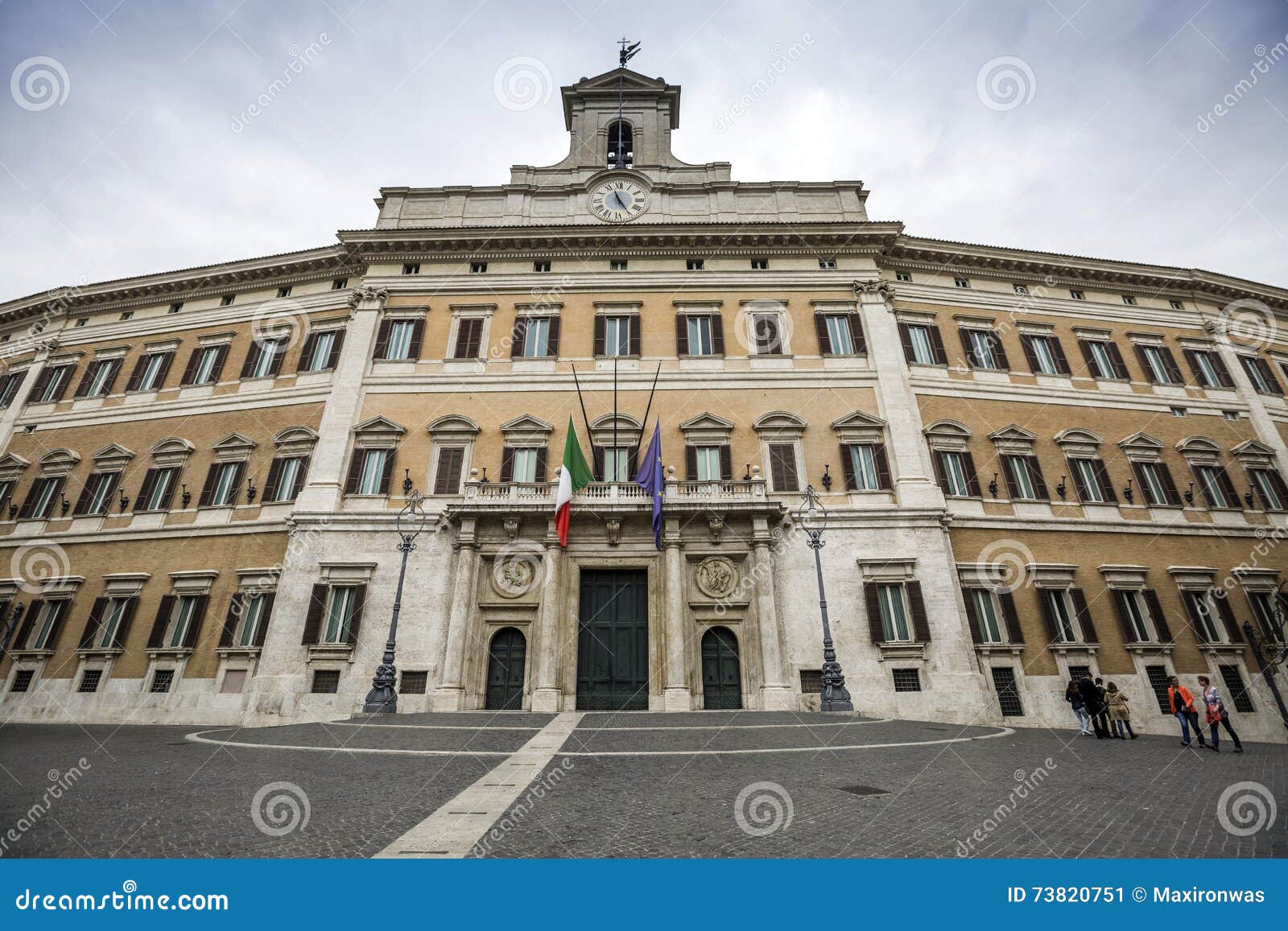 Rome editorial photo. Image of symmetry, facade, tourism - 73820751