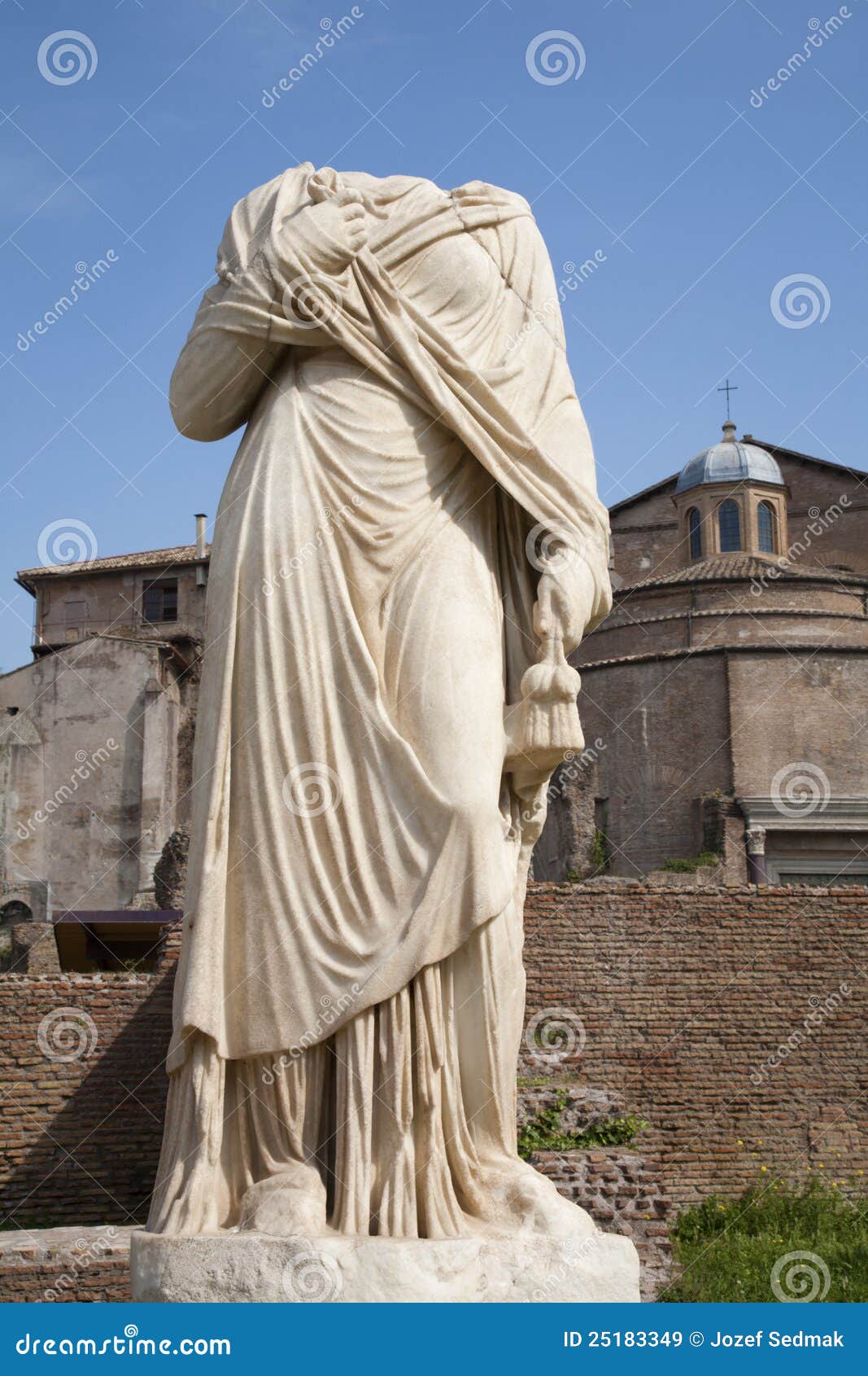 Rome - Statue from Atrium Vestae Stock Image - Image of forum, ruins ...
