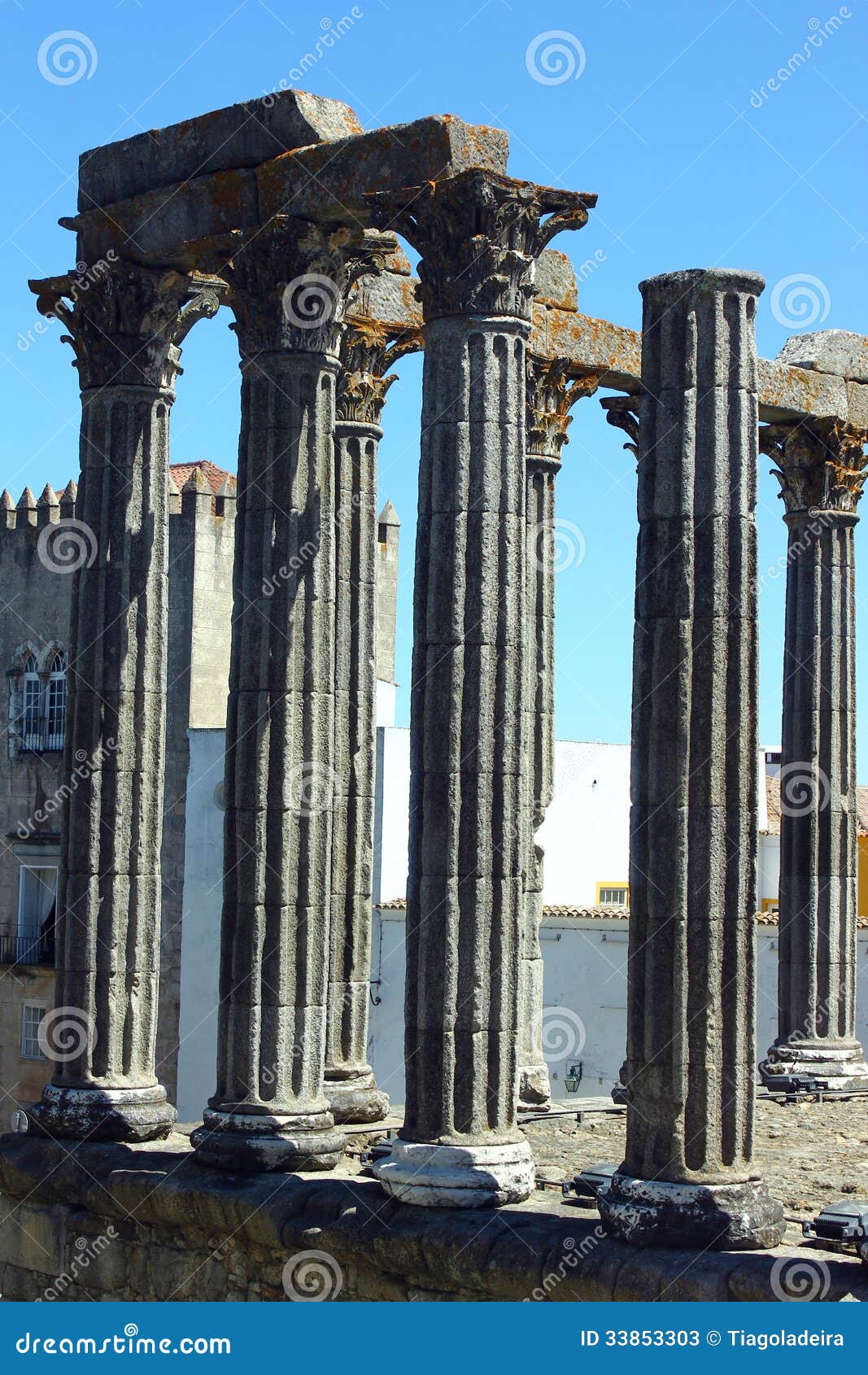 Romersk Tempel, Evora, Portugal Fotografering för Bildbyråer - Bild av ...