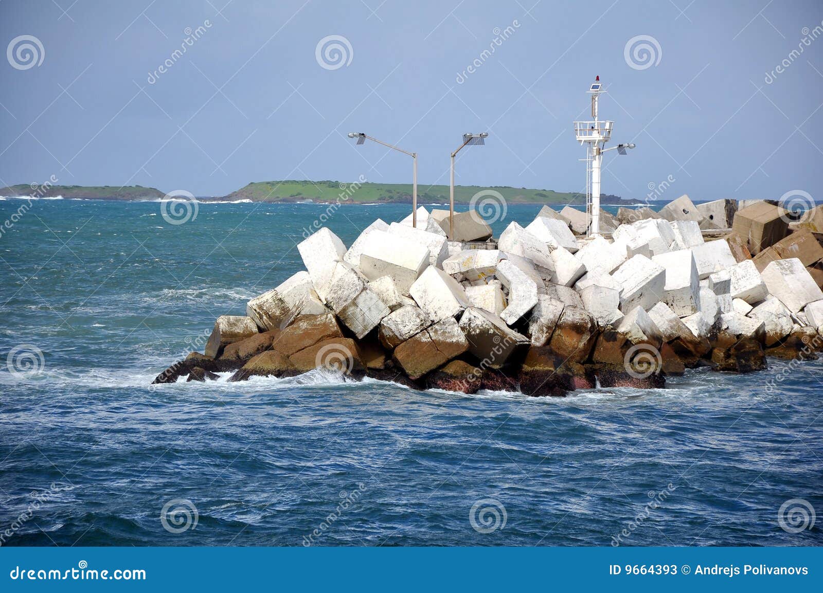 Rompeolas imagen de archivo. Imagen de actividad, piedra - 9664393