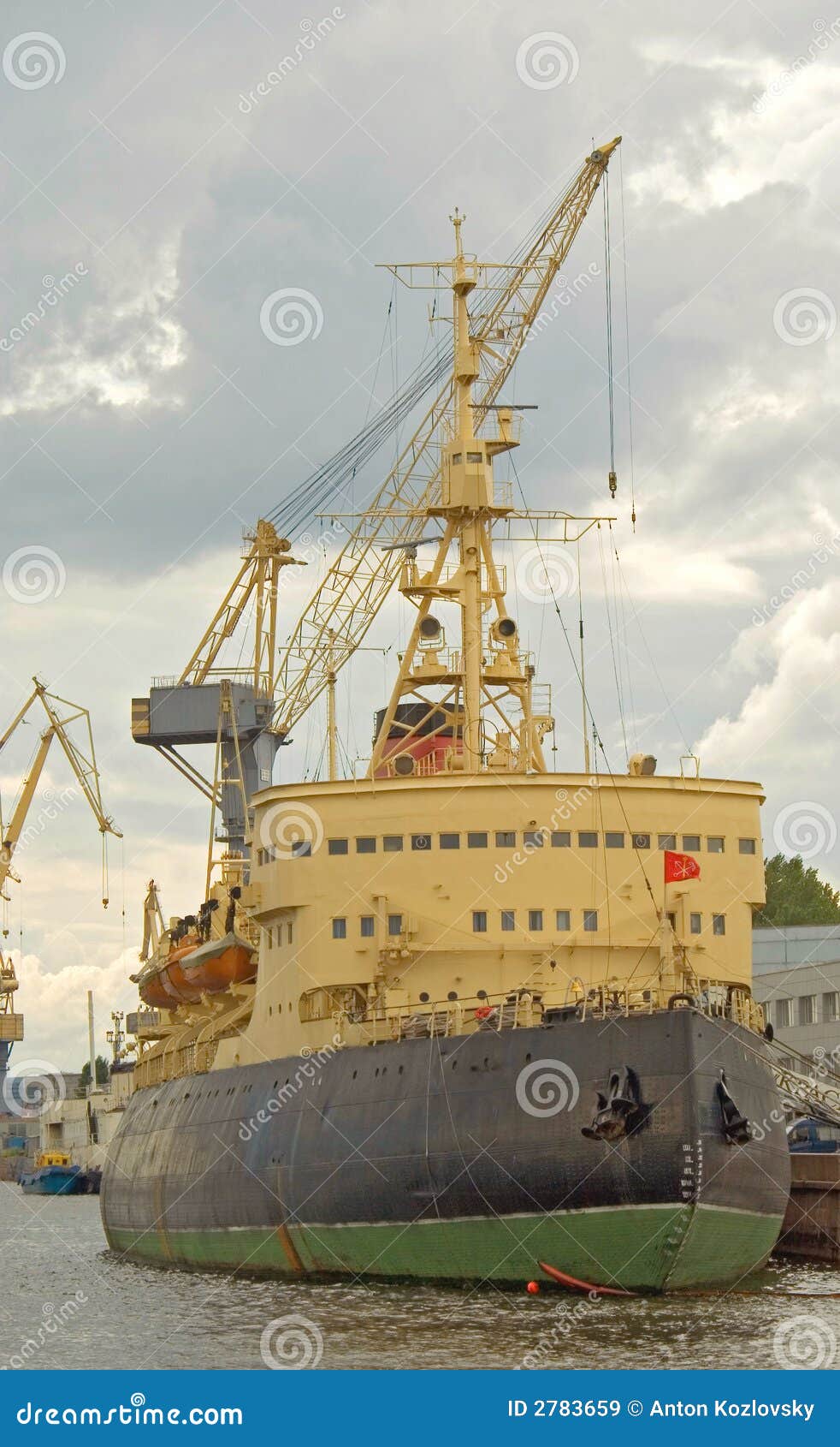 Rompighiaccio immagine stock. Immagine di congelamento - 2783659