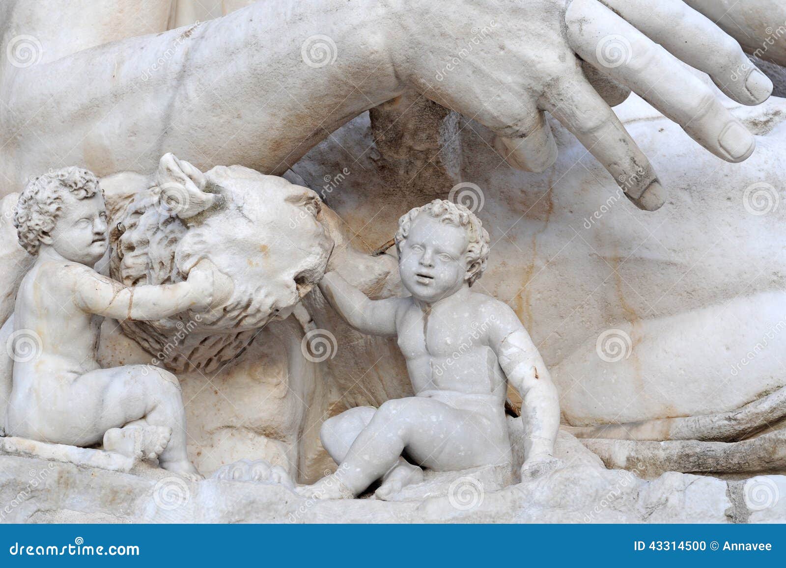 Romulus et Remus photo stock. Image du rome, sculpture - 43314500