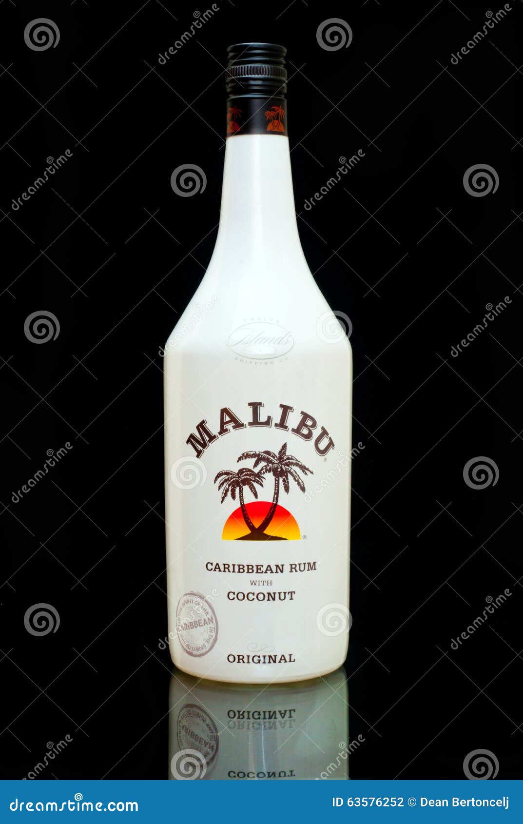 Ron de Malibu fotografía editorial. Imagen de malibu - 63576252