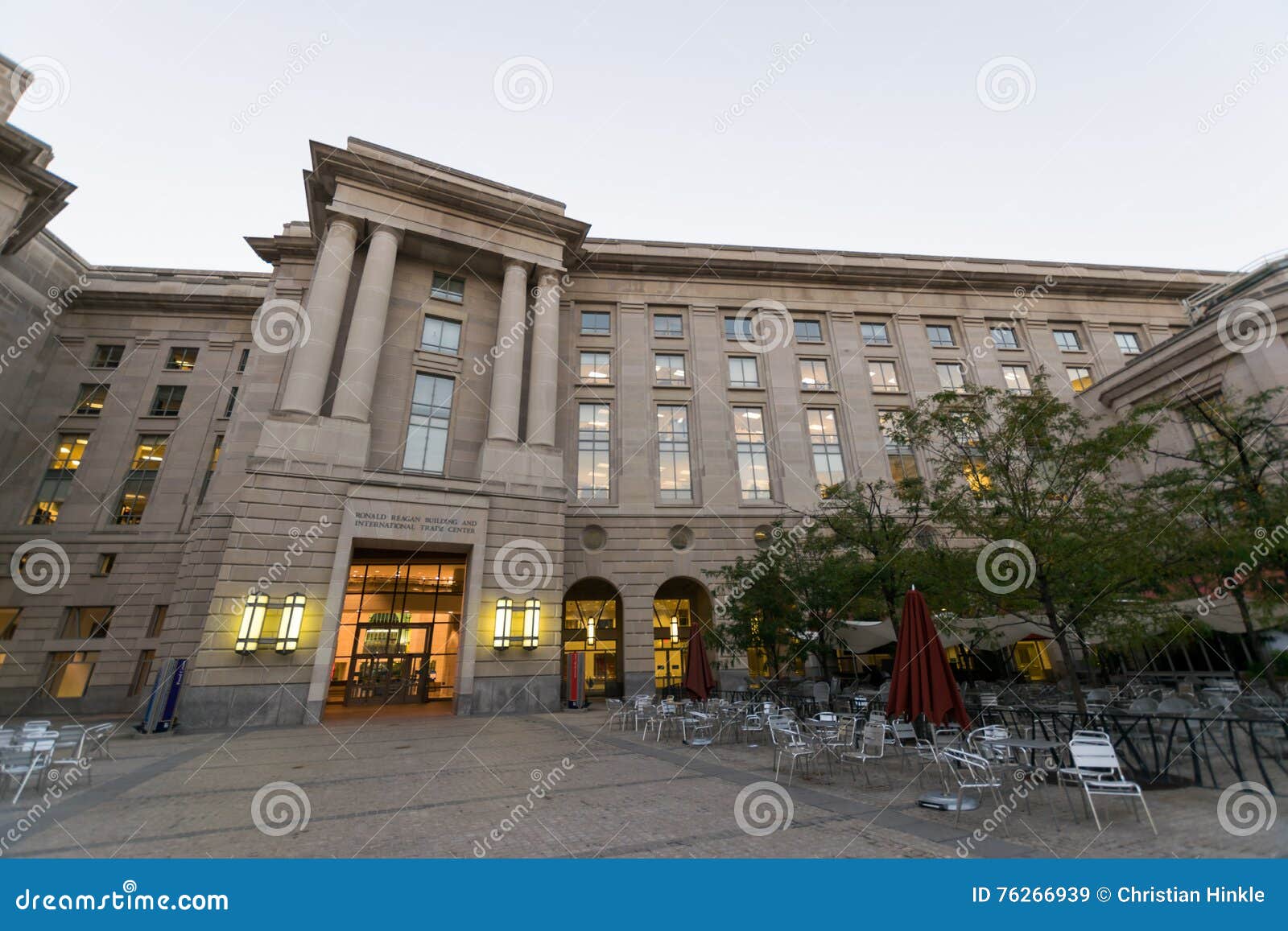Ronald Reagan Building and International Trade Center in DC Editorial ...