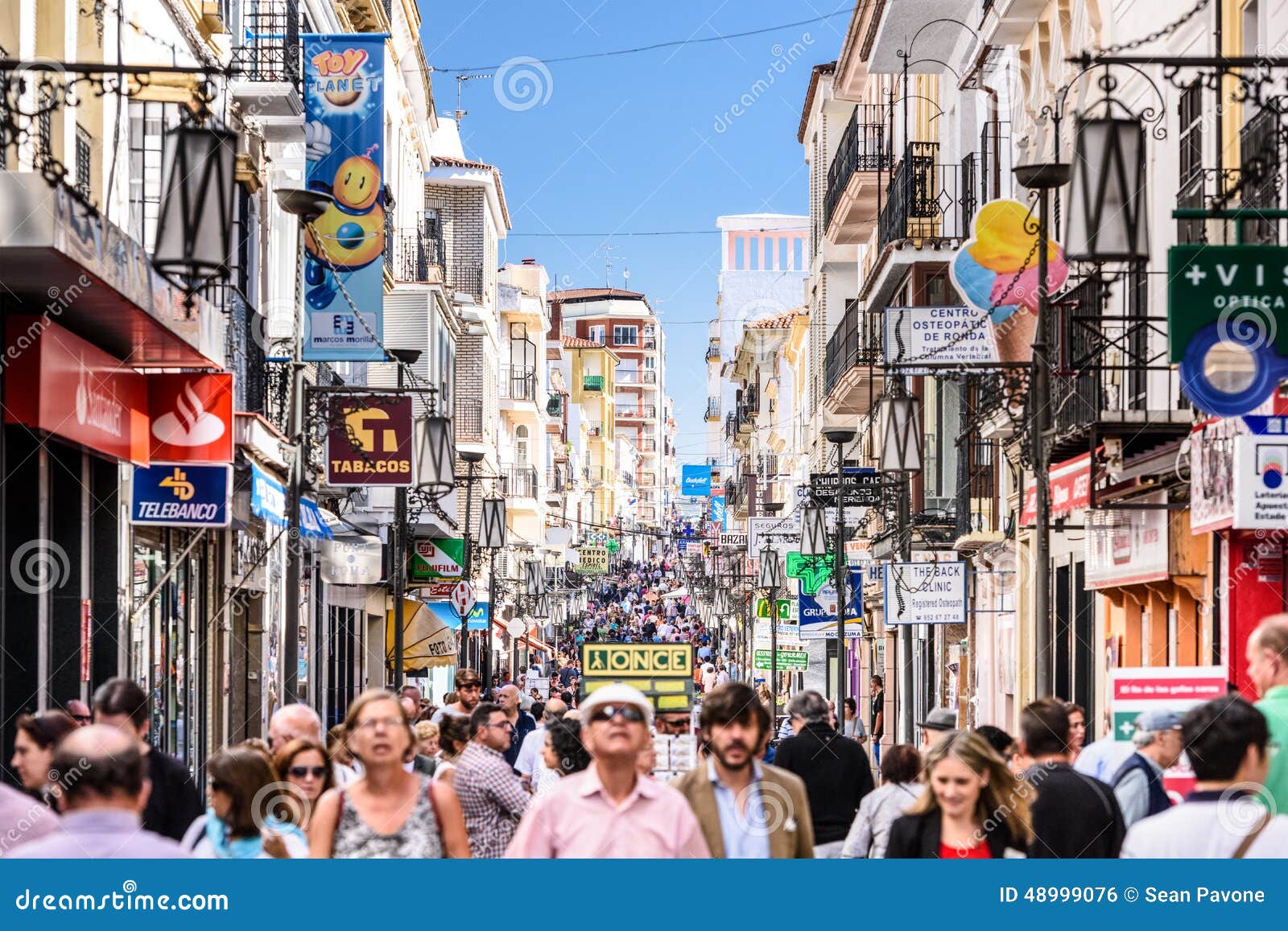 Ronda Spain Shopping Stree redaktionell bild. Bild av andalusisk - 48999076