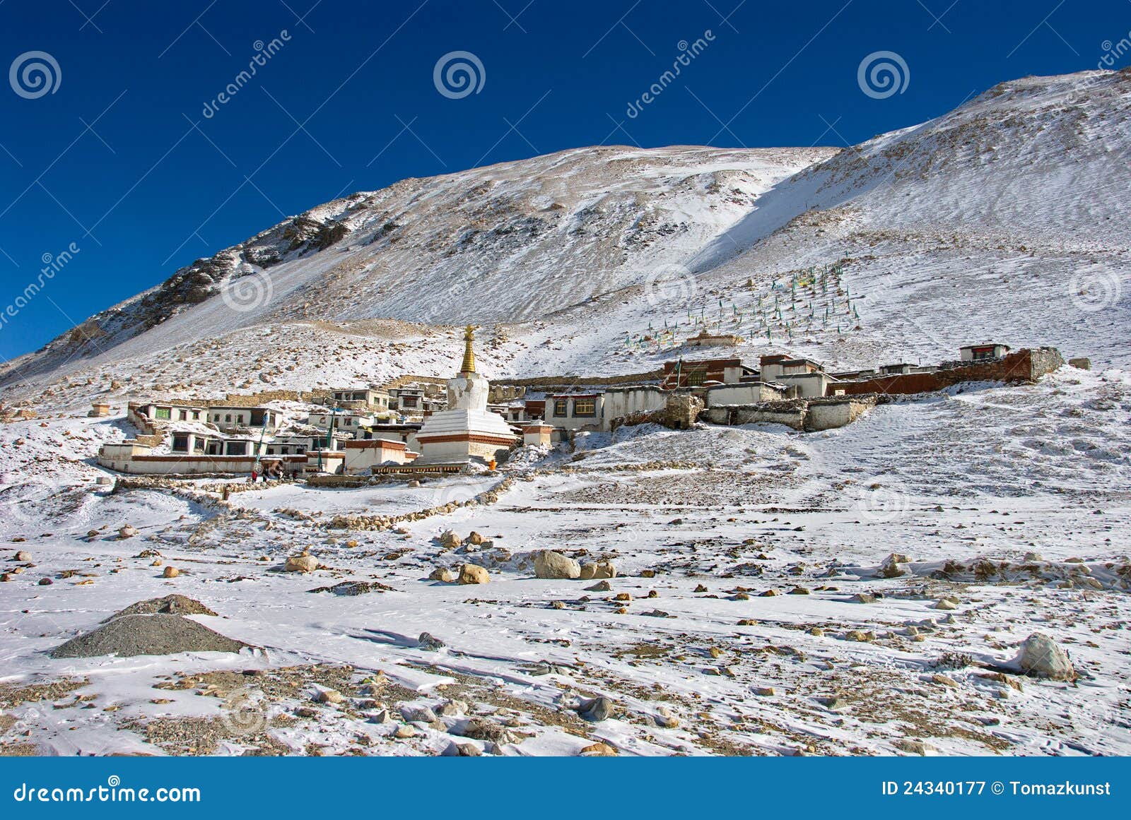 Rongbuk monastery stock image. Image of cold, rongbuk - 24340177