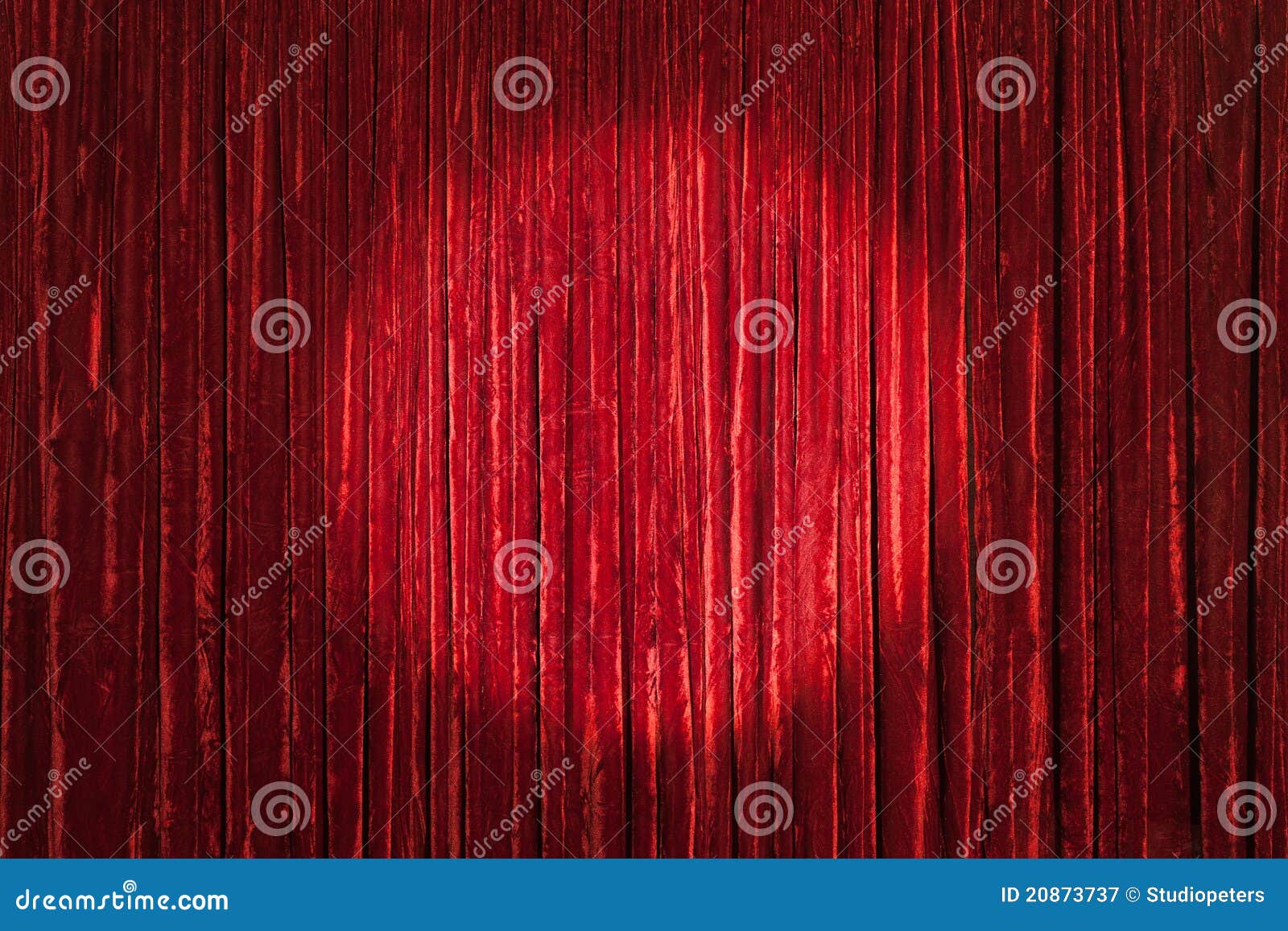 Rood Gordijn Met De Vlek Van Het Centrum Stock Afbeelding - Image of ...