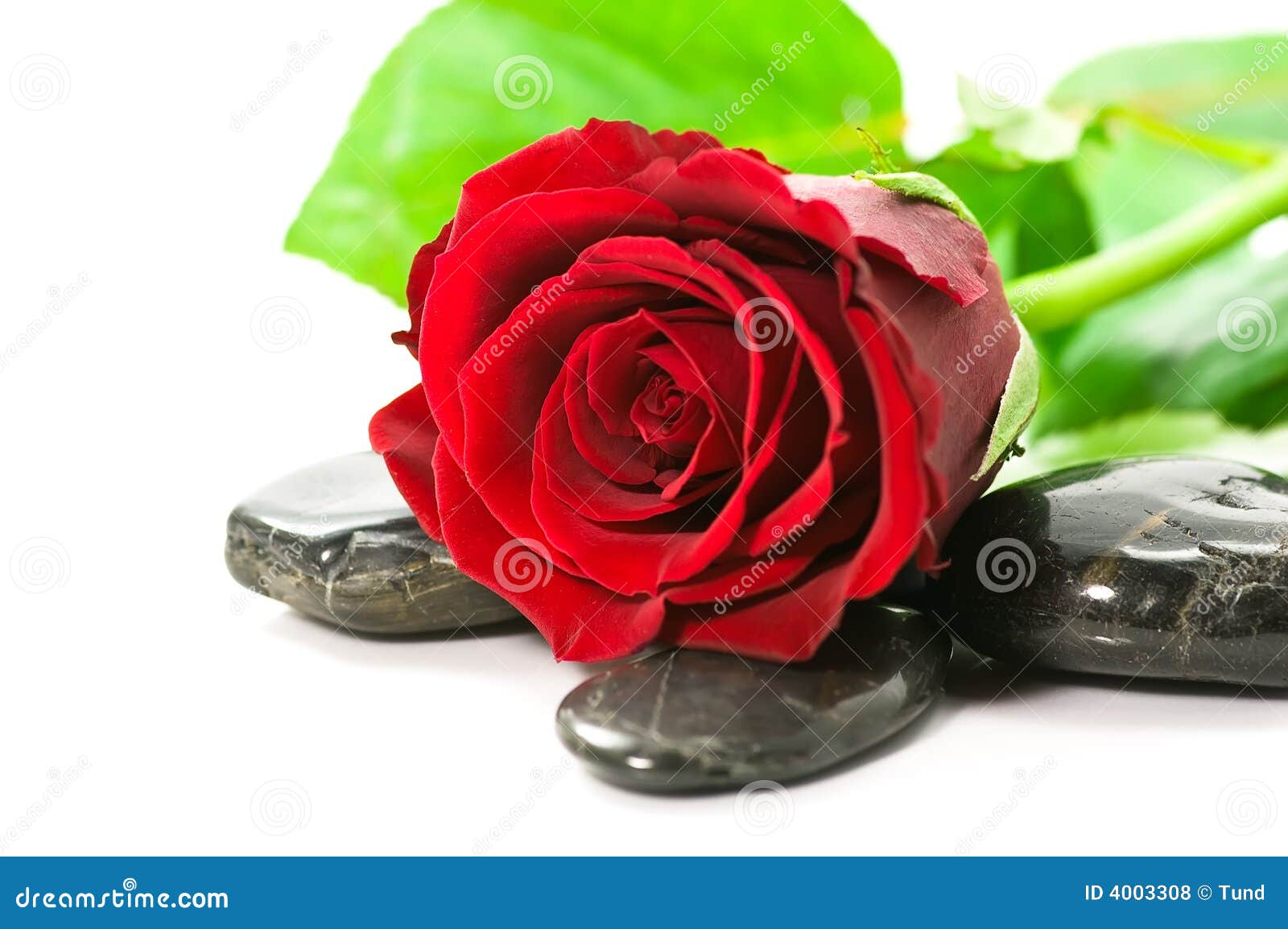 Rood nam en stenen toe stock foto. Image of viering, zomer - 4003308