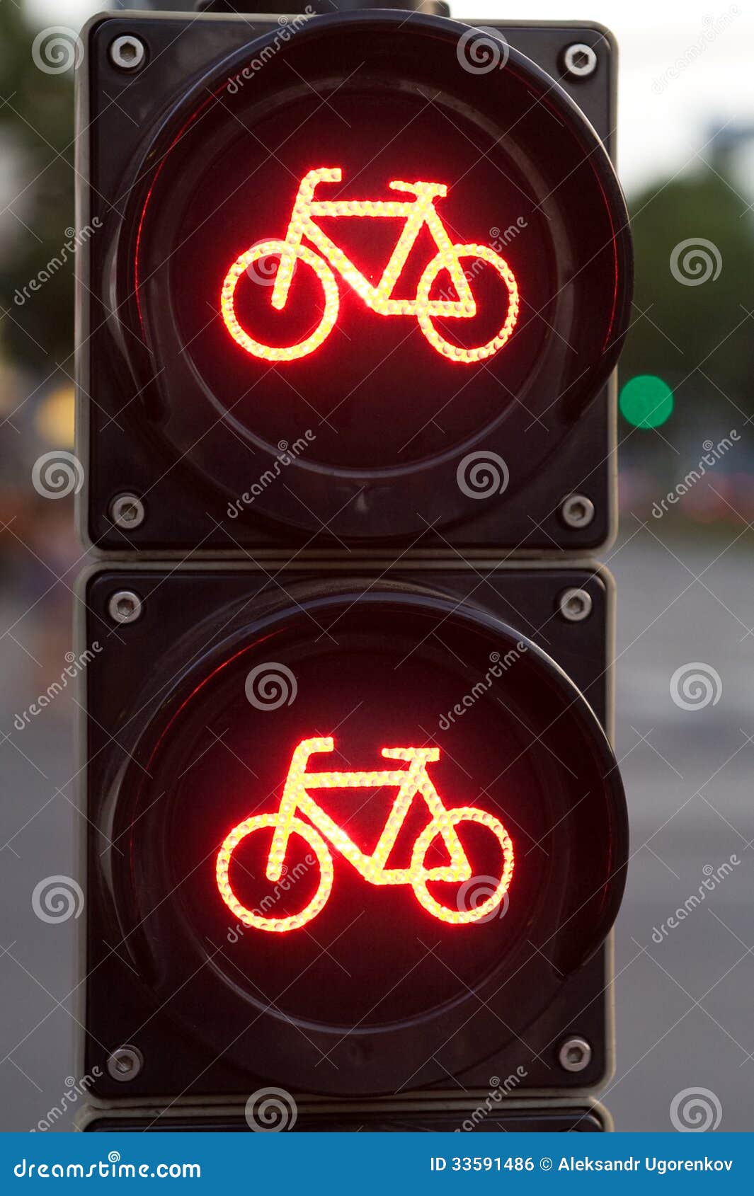 Rood Verkeerslicht Voor Fietsen Stock Foto - Image of zwart, voorwerp ...