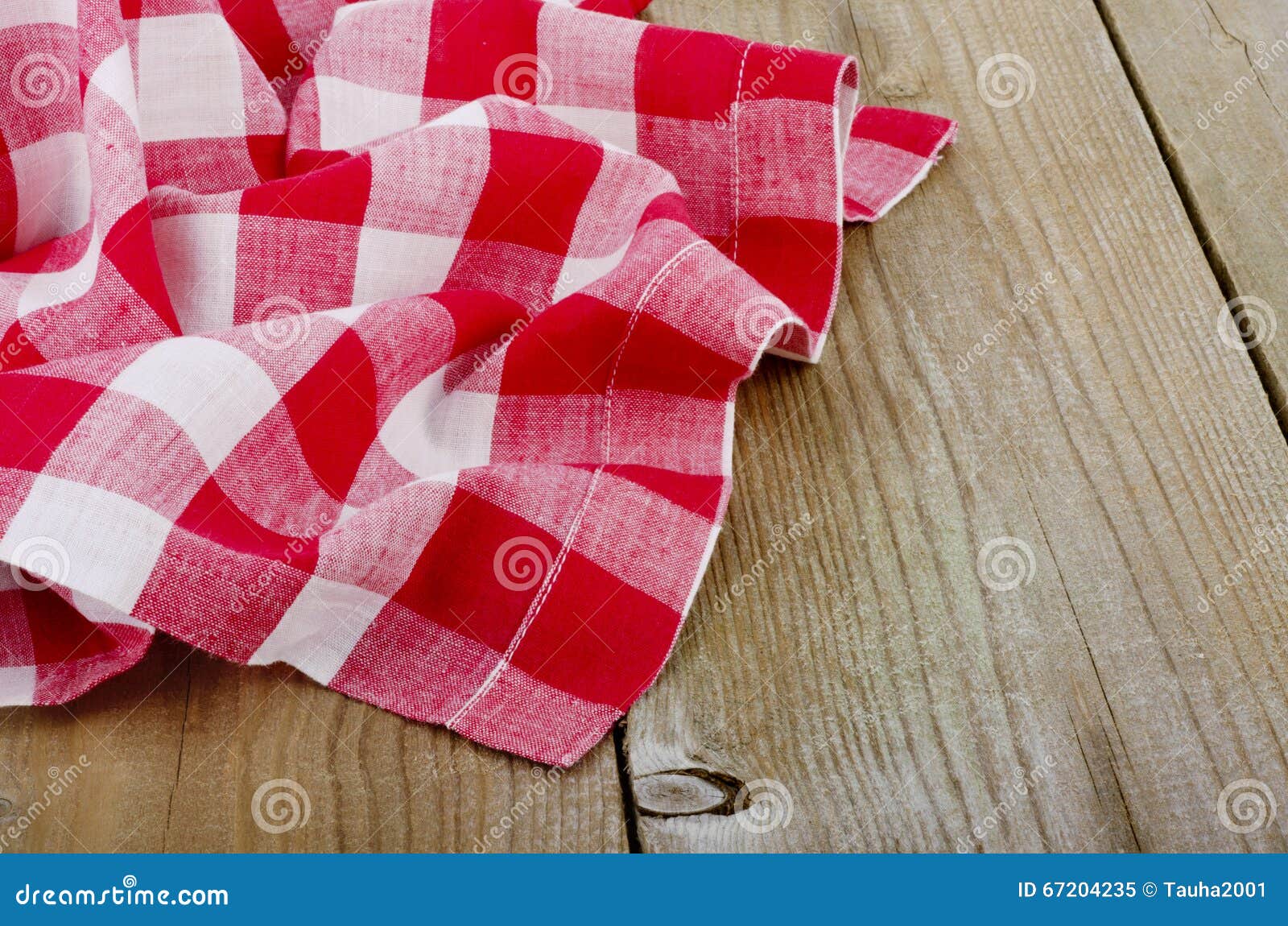 Rood-wit Geruit Tafelkleed in Oude Houten Stock Afbeelding - Image of ...