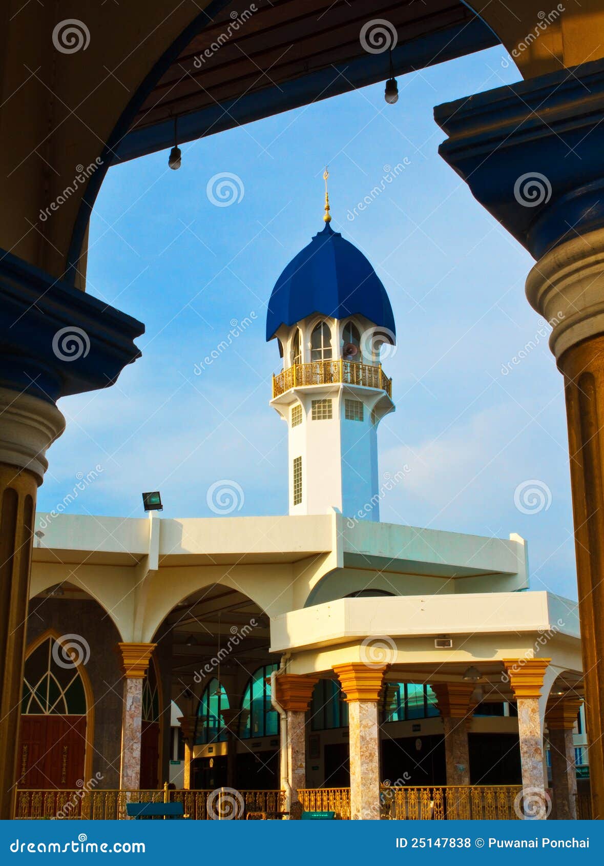 The Roof of mosque stock photo. Image of arabic, famous - 25147838