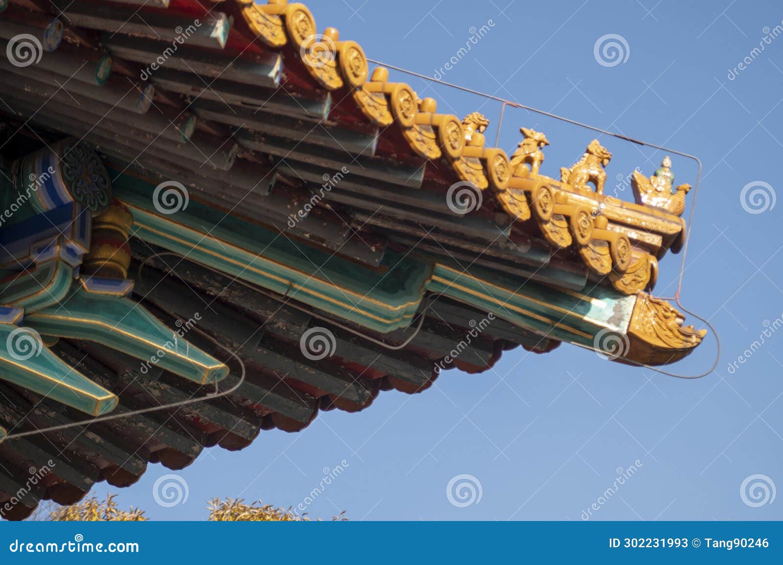 Roof Structure of Chinese Traditional Building Stock Image - Image of ...