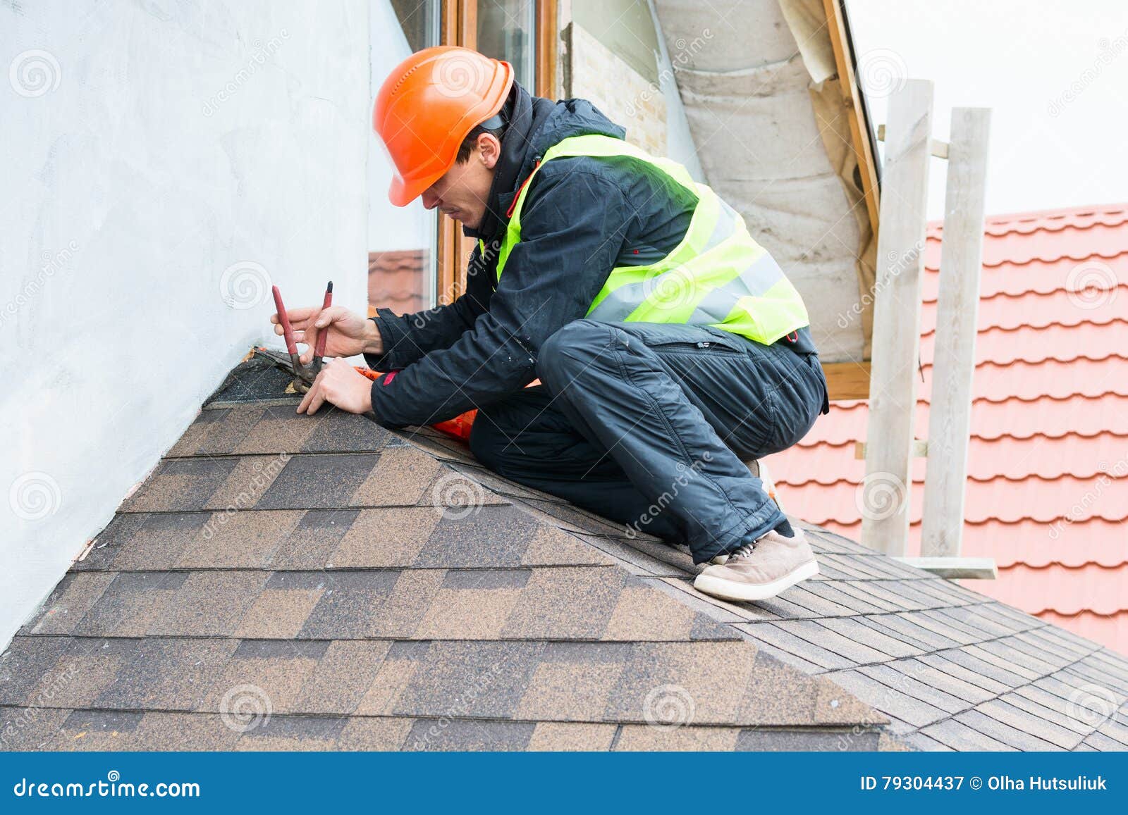 Roofer builder worker stock image. Image of bitumen, build - 79304437