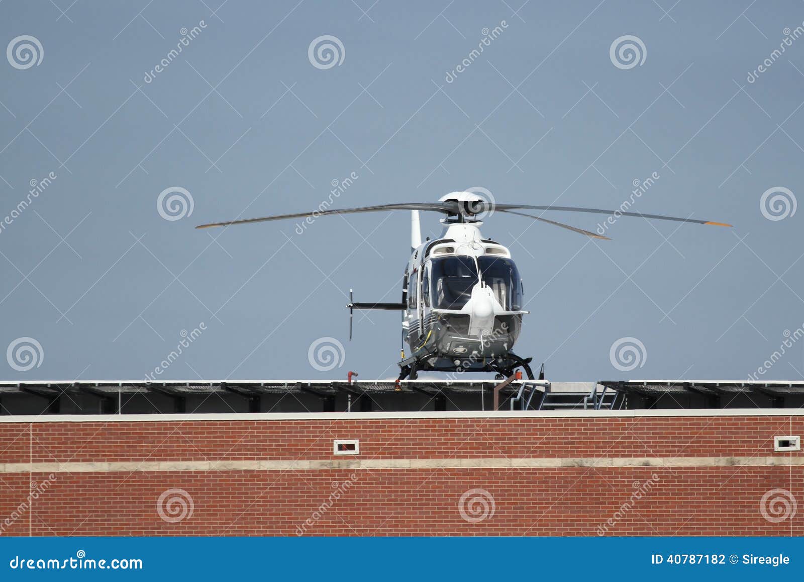 Rooftop Heliport stock photo. Image of aircraft, rotor - 40787182