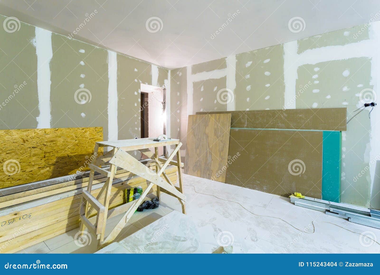 Materials for Construction - Putty Packs, Sheets of Plasterboard or ...