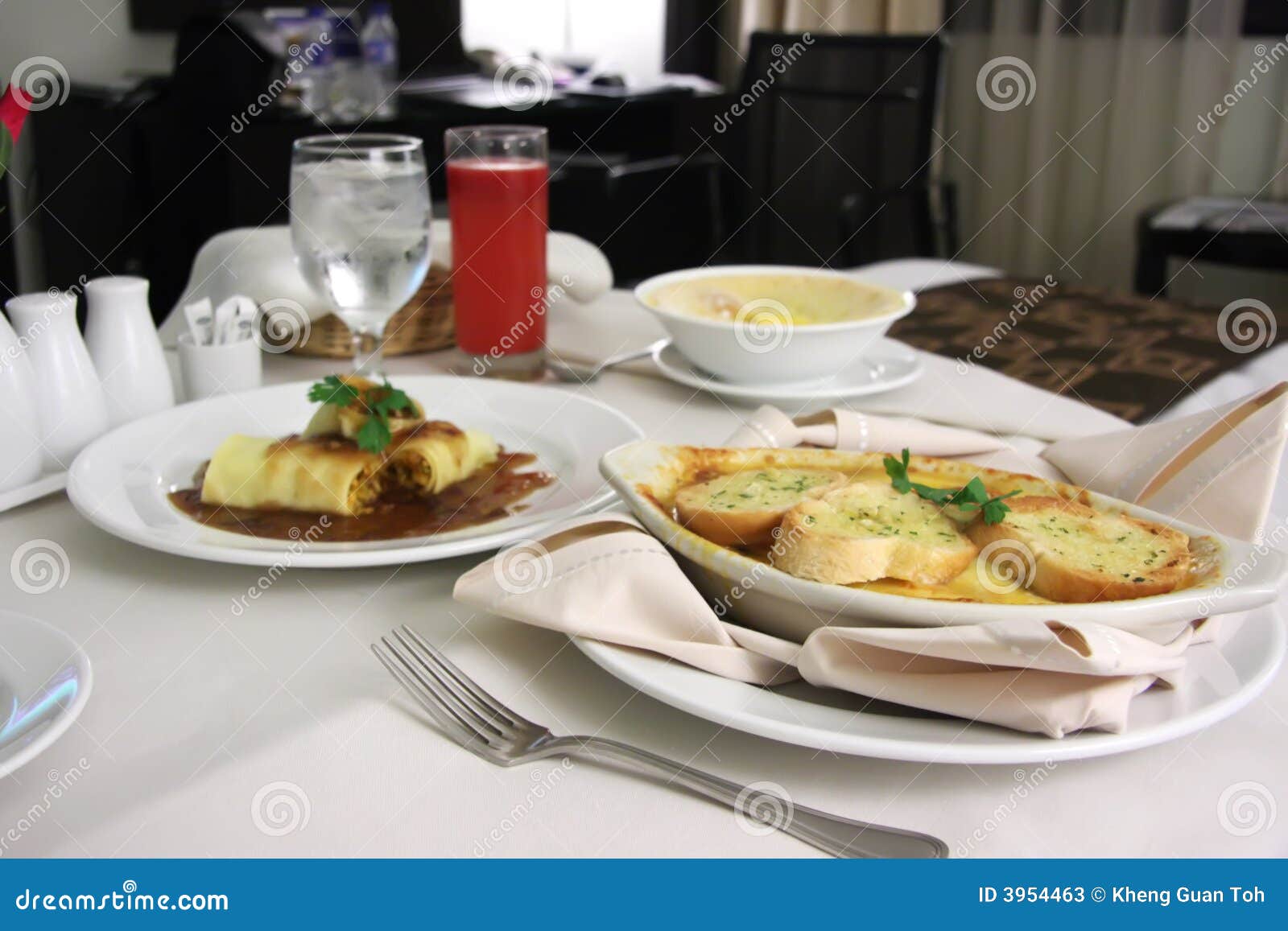 Room Service - Square Plate With Bacon Tomato And Lettuce Sandwiches ...