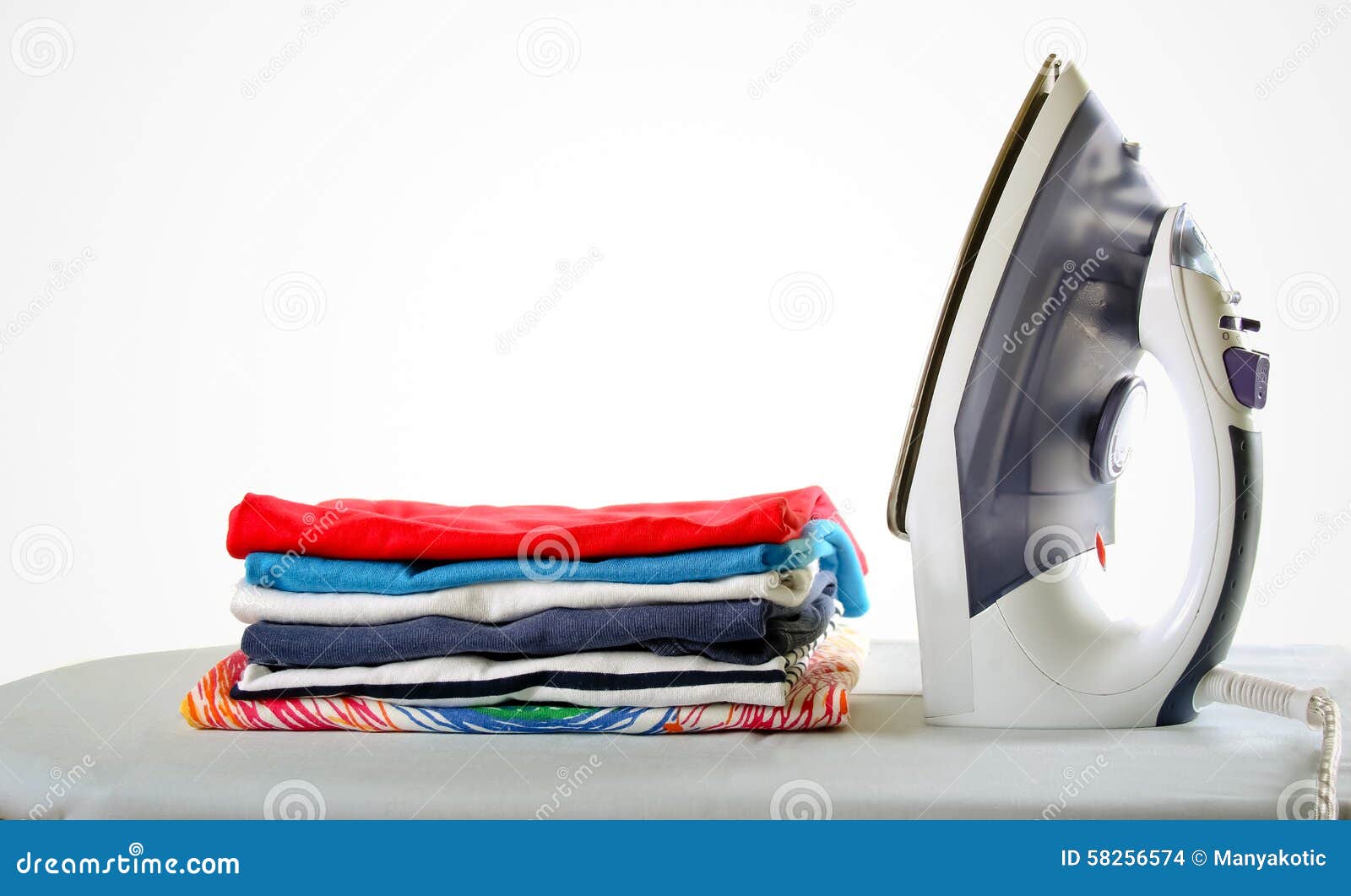 Ropa colorida foto de archivo. Imagen de porciones, estilo - 58256574