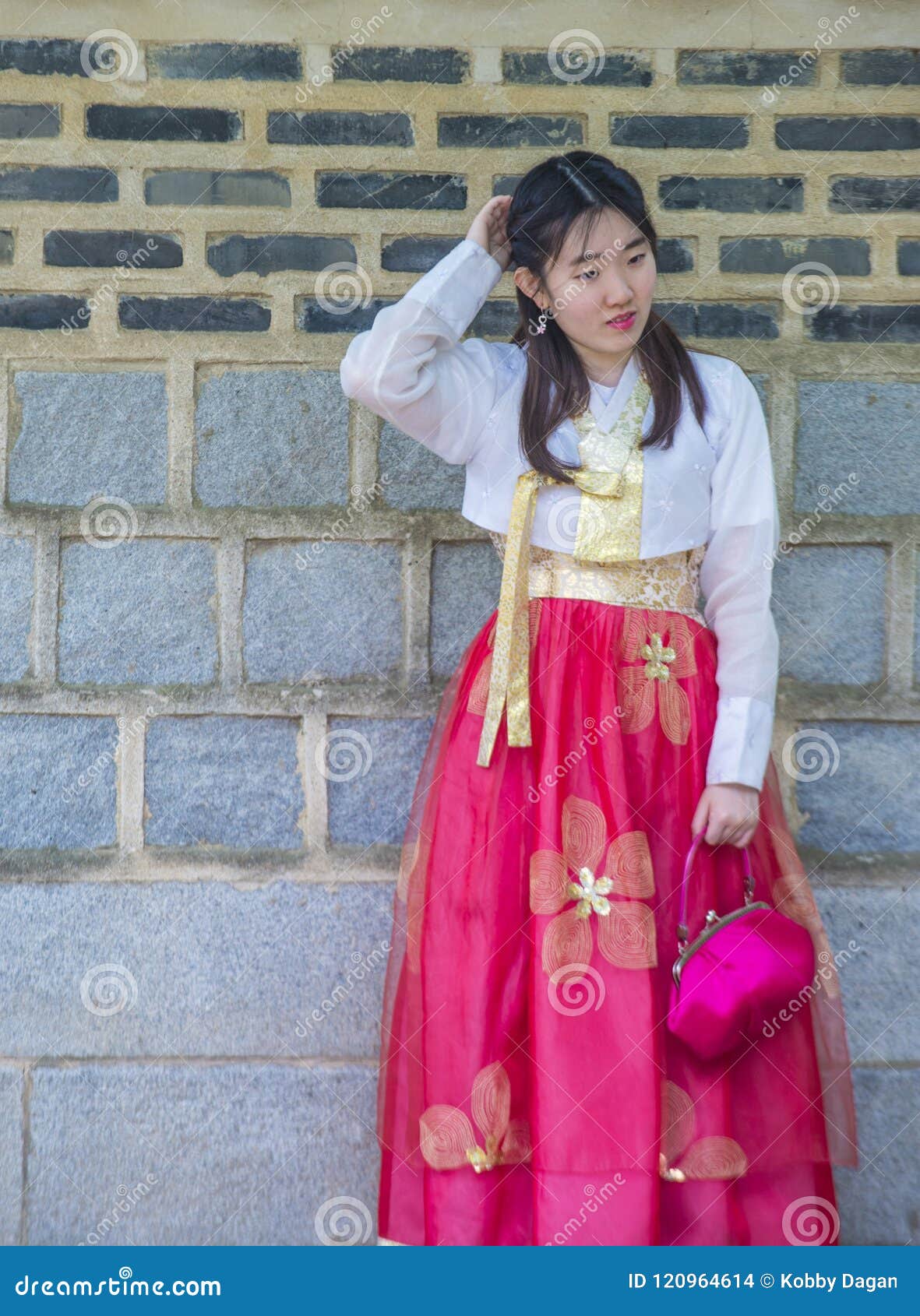 Ropa Tradicional Coreana De Hanbok Imagen de archivo editorial - Imagen ...