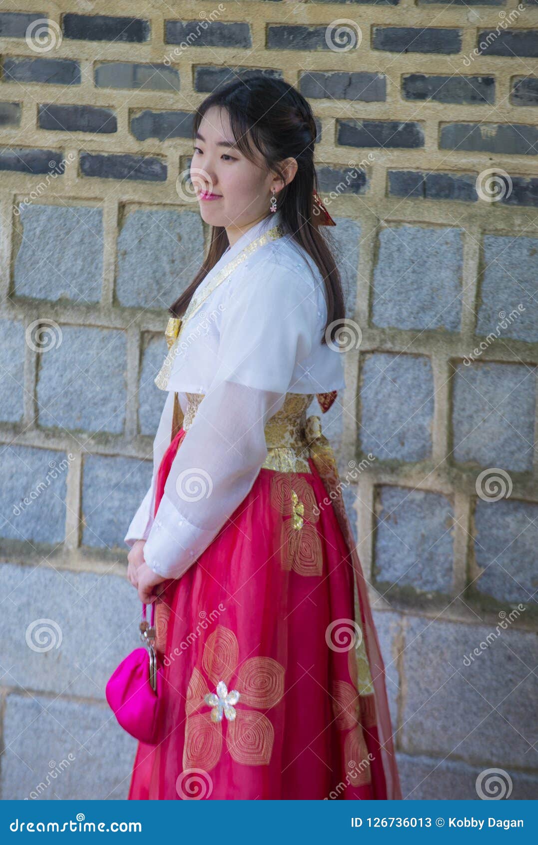 Ropa Tradicional Coreana De Hanbok Foto de archivo editorial - Imagen ...