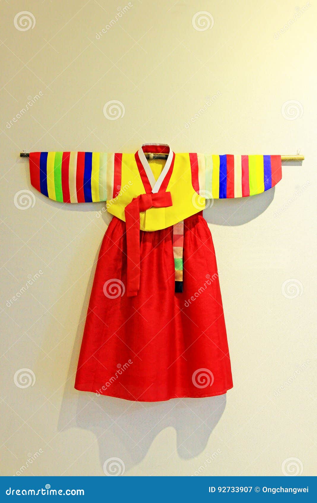 Ropa Tradicional De Corea Hanbok Imagen de archivo - Imagen de manera ...