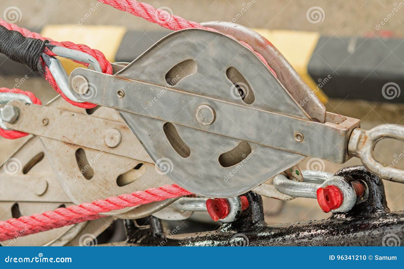 Rope On Blocks Royalty-Free Stock Photography | CartoonDealer.com #14281025
