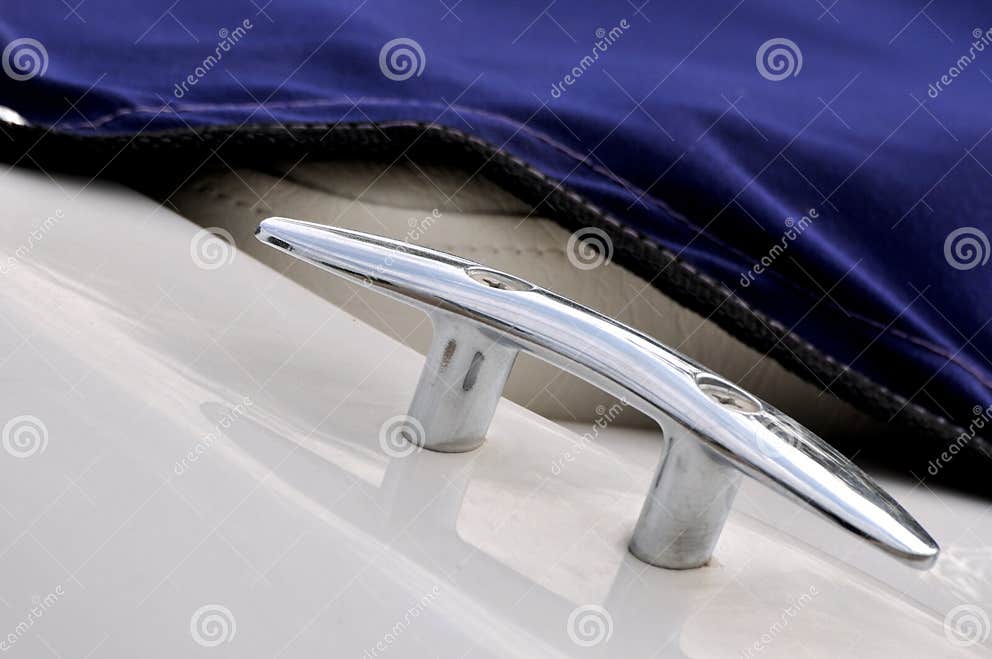 Rope fastener on yacht stock photo. Image of fasten, luxury - 28806434