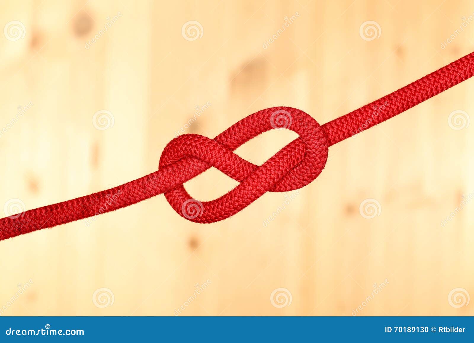 Rope with Knot in the Middle Stock Photo - Image of eight, natural ...