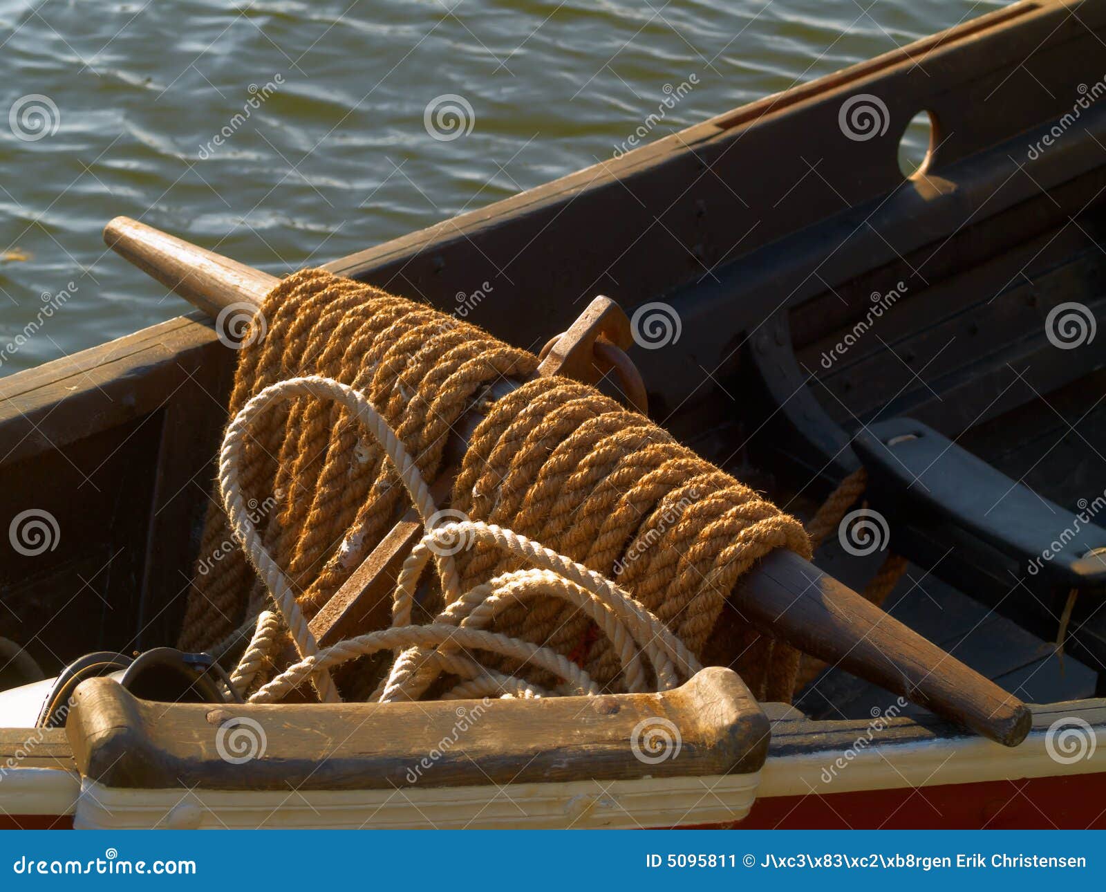 Rope on old boat stock image. Image of closeup, waves - 5095811
