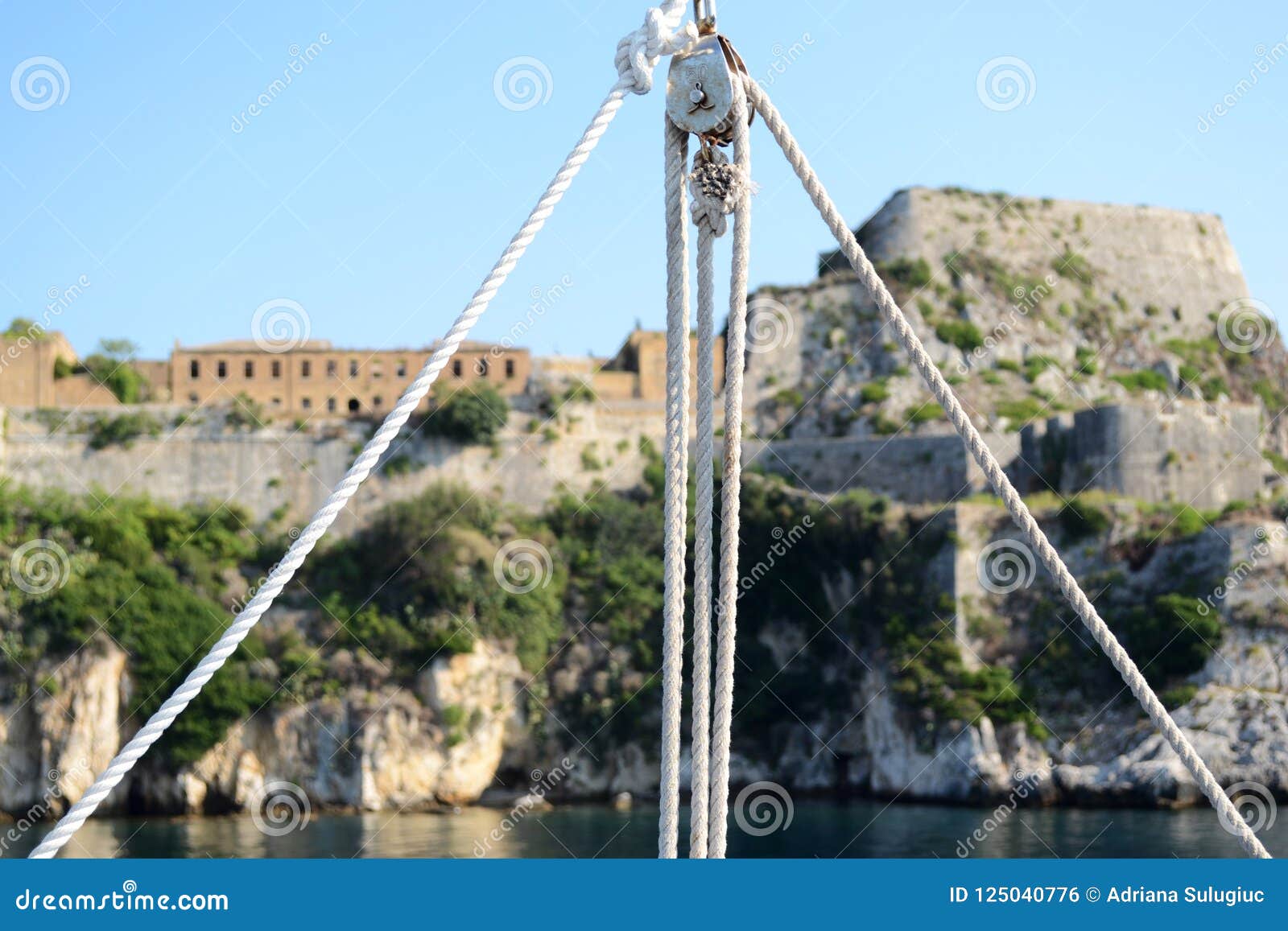 Rope on a pulley system stock photo. Image of classic - 125040776