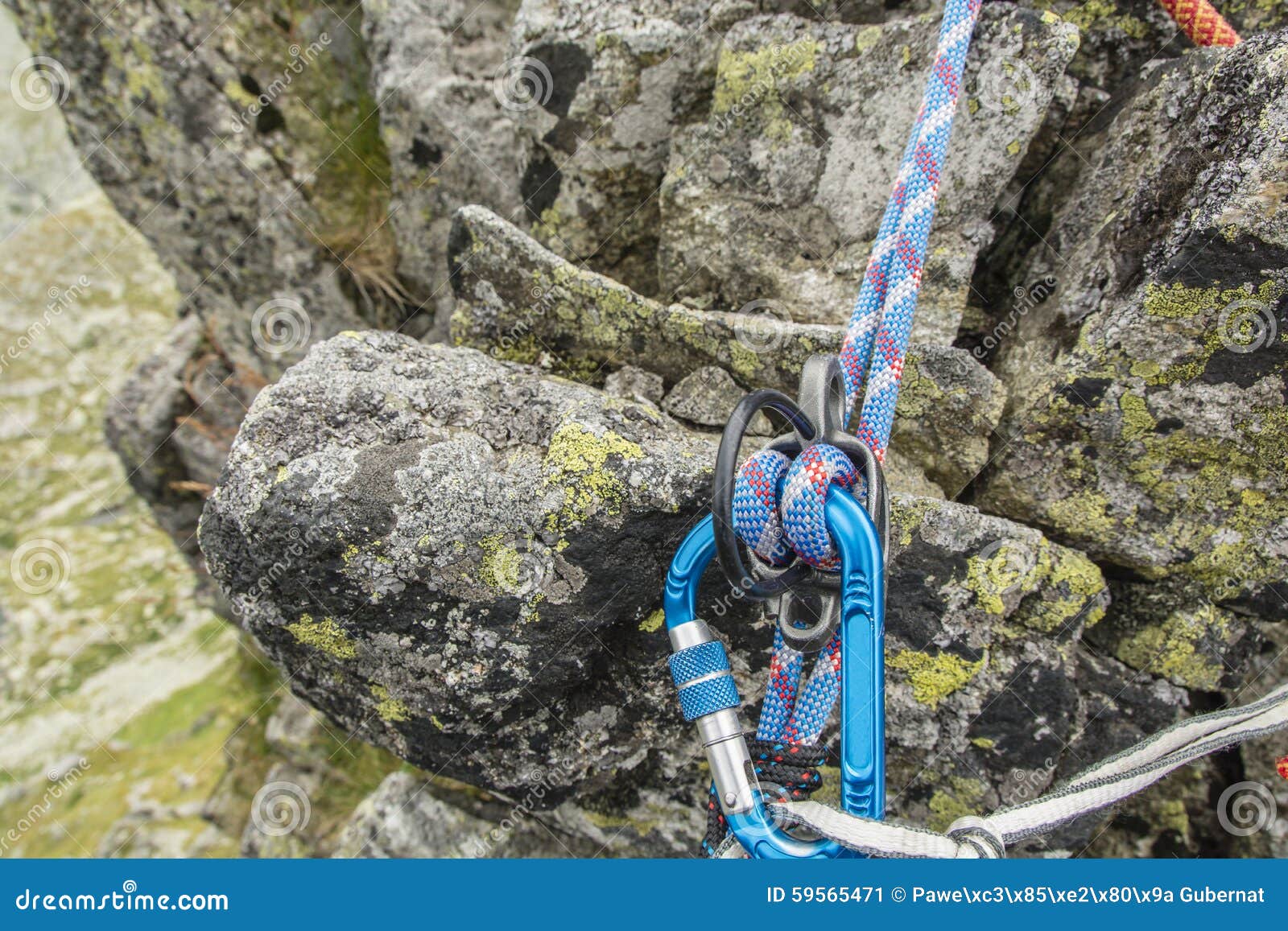 Rope in rappel device stock image. Image of green, prusik - 59565471