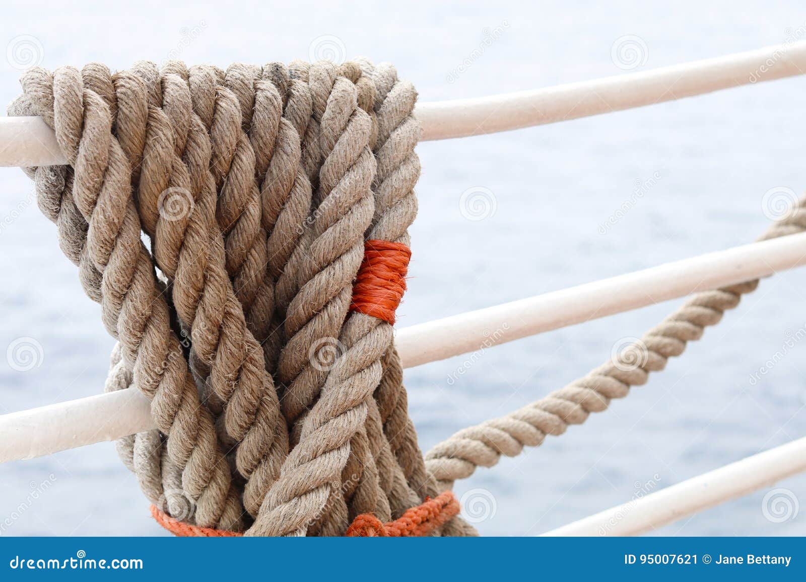 Rope on ship`s rail stock image. Image of boat, water - 95007621