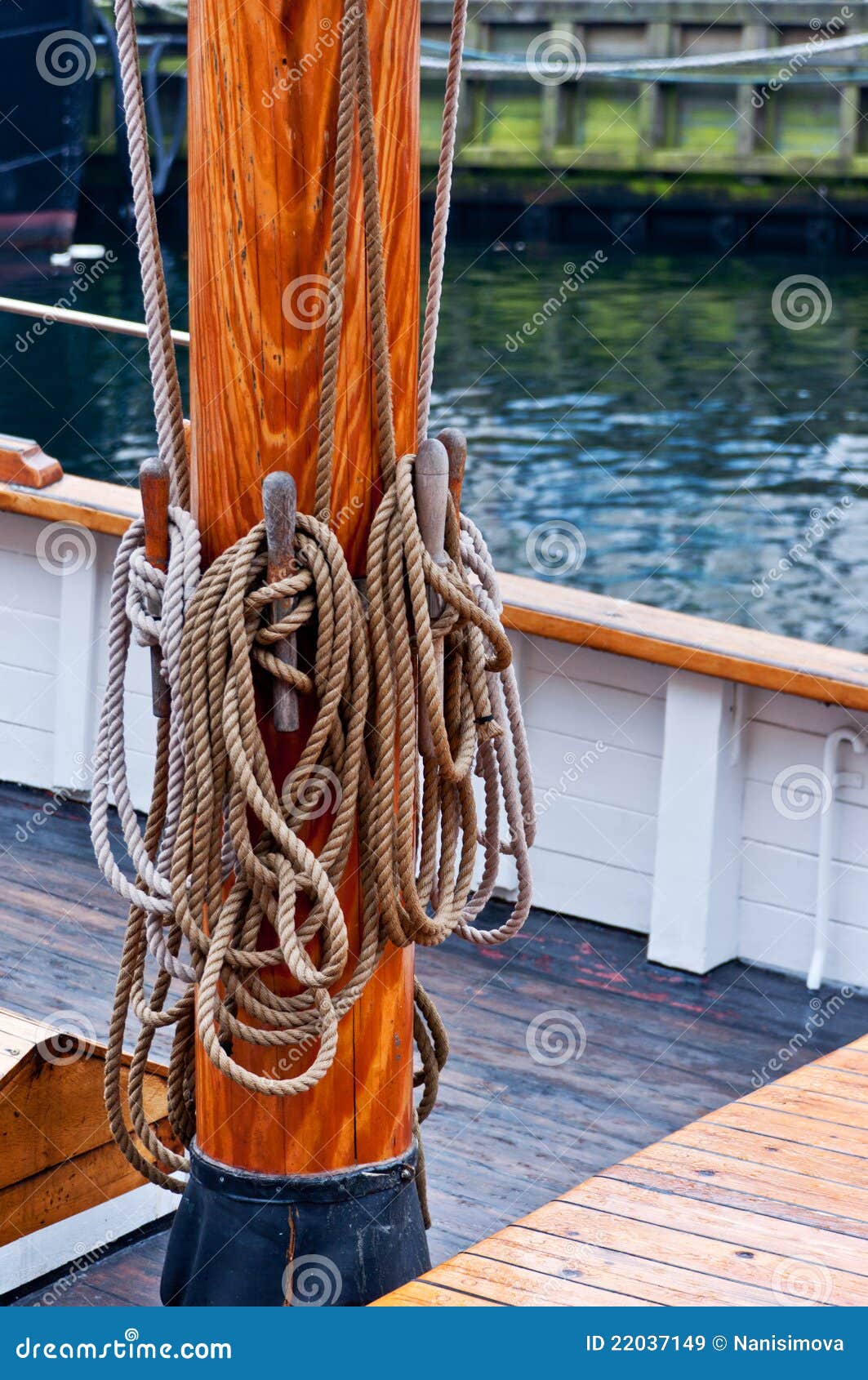 Ropes on tallship mast stock image. Image of maritime - 22037149