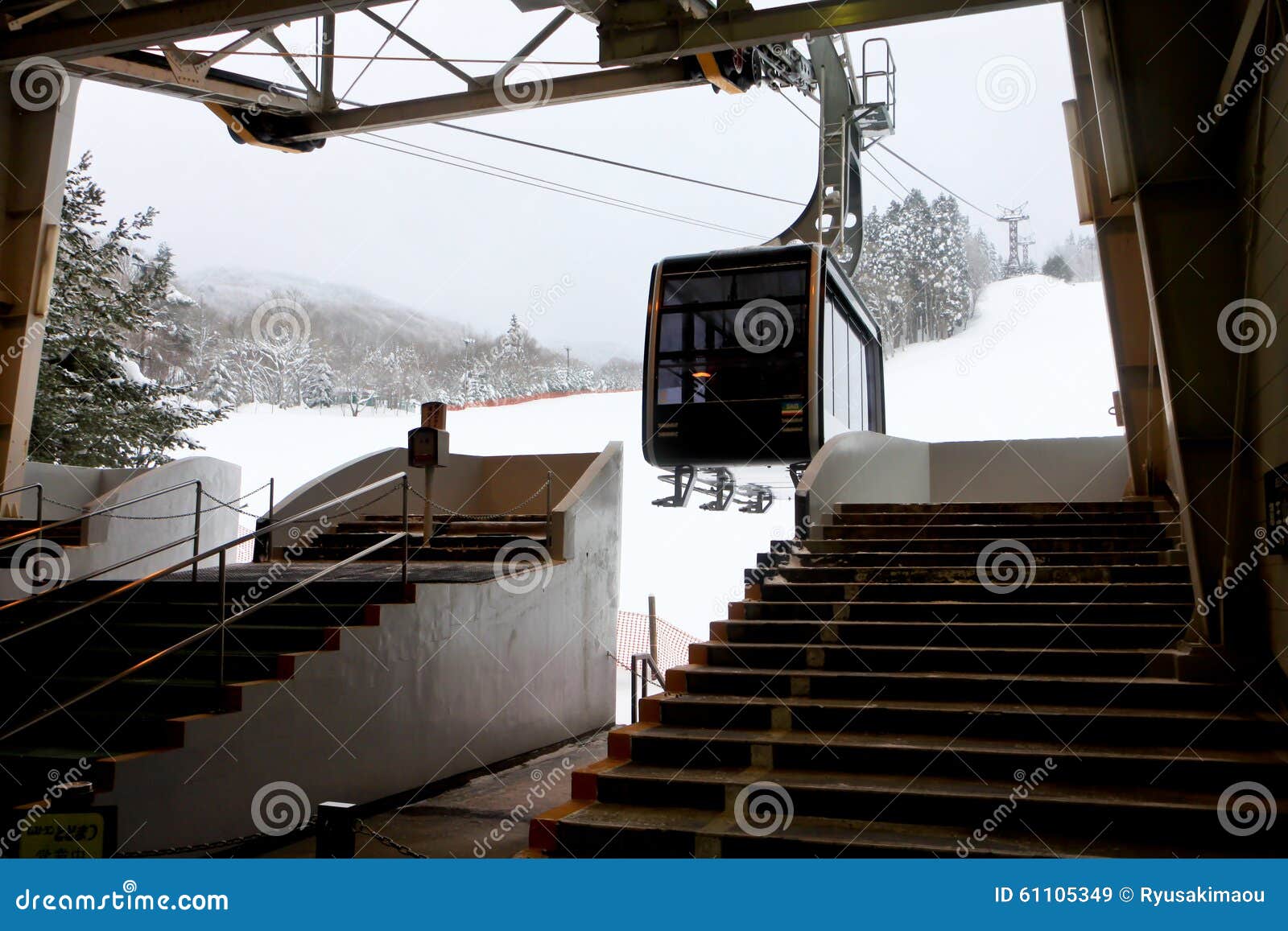 Ropeway transportation stock image. Image of seasonal - 61105349