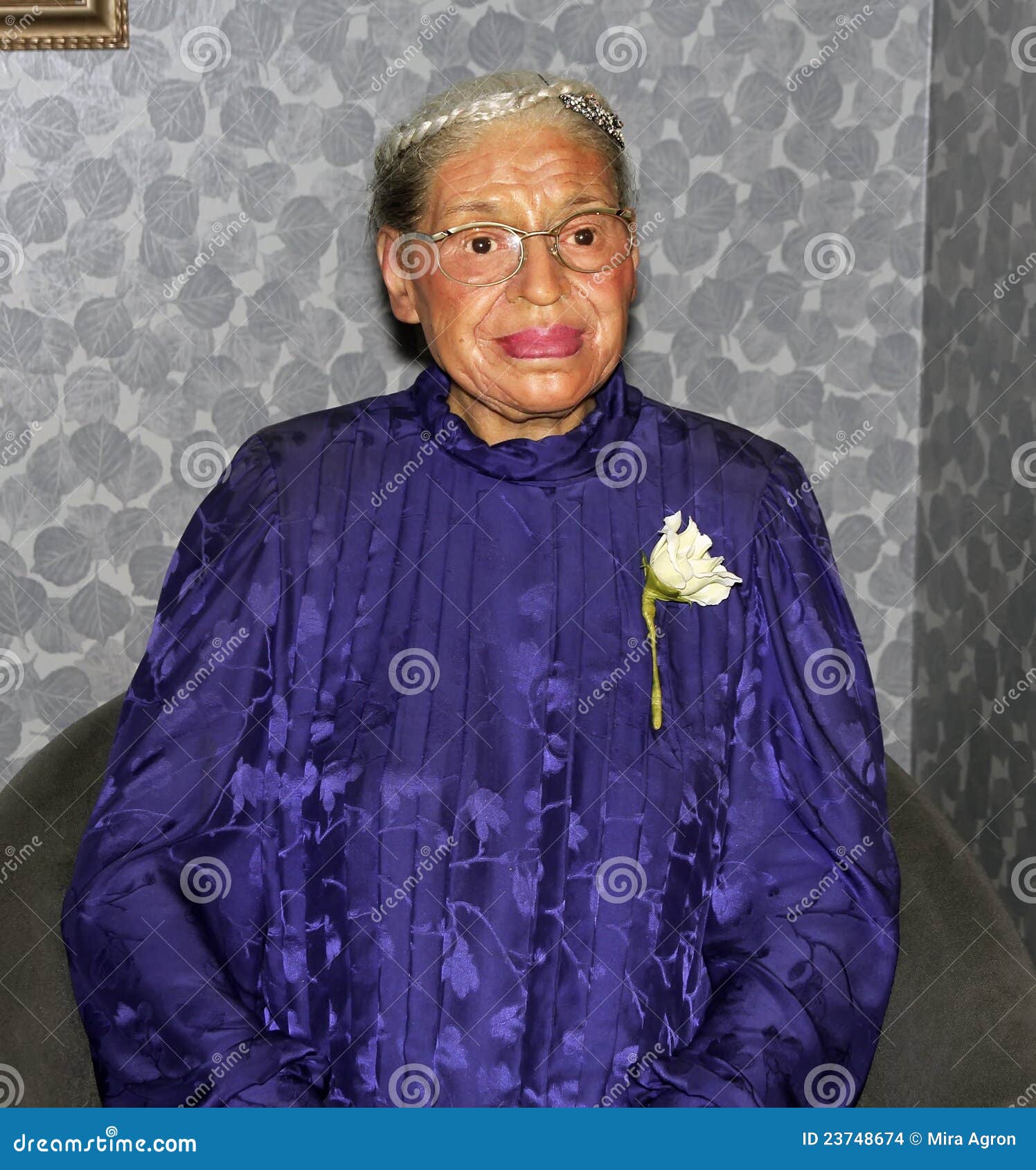 The Mur Rosa Parks Painted With Street Art By Famous Muralists In Paris ...