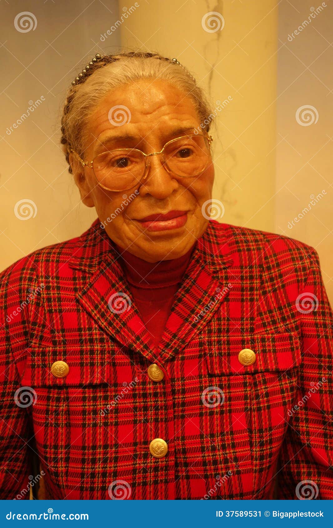 The Mur Rosa Parks Painted With Street Art By Famous Muralists In Paris ...