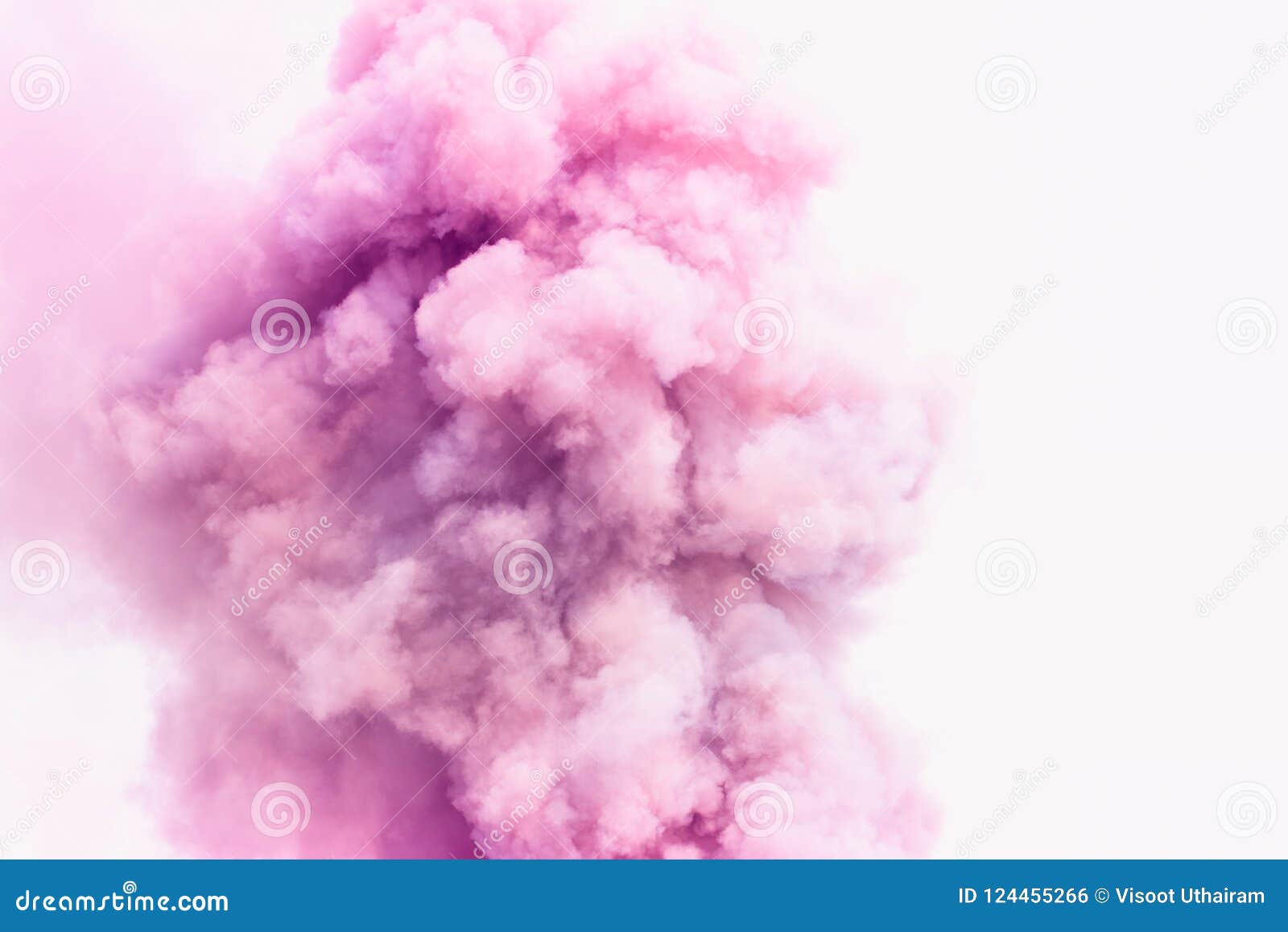 Rosa Rauch Mag Wolkenhintergrund Stockfoto - Bild von bunt, bomben ...