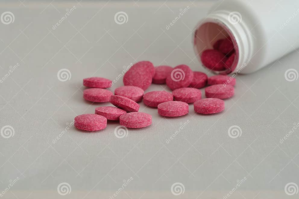 Rosa Tabletten stockbild. Bild von pharmazeutisch, rosa - 81315001