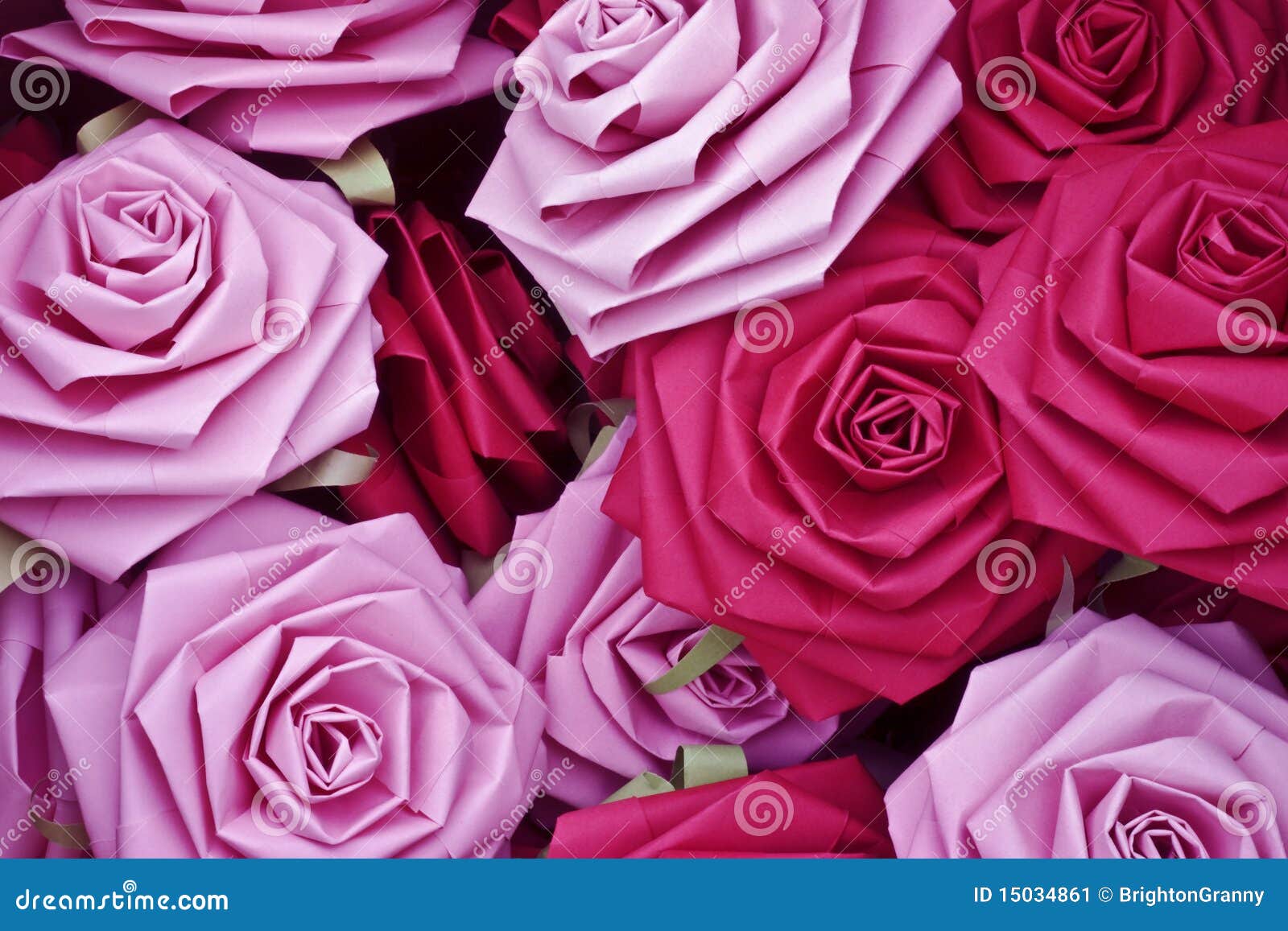 Rosas de papel imagen de archivo. Imagen de cierre, habilidad - 15034861